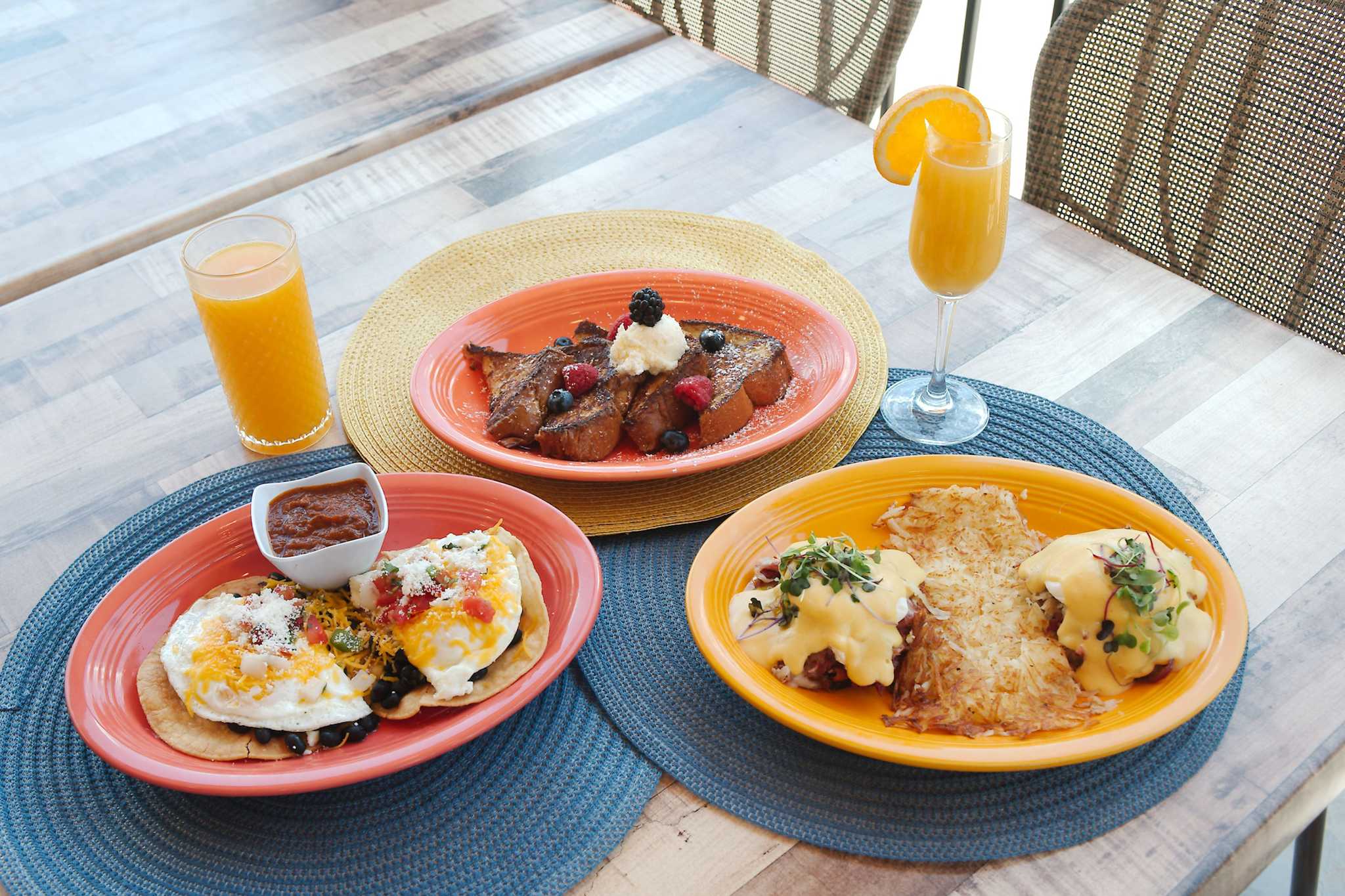 Boiling Dragon, Mingo's participating in Pearland's Restaurant Weeks