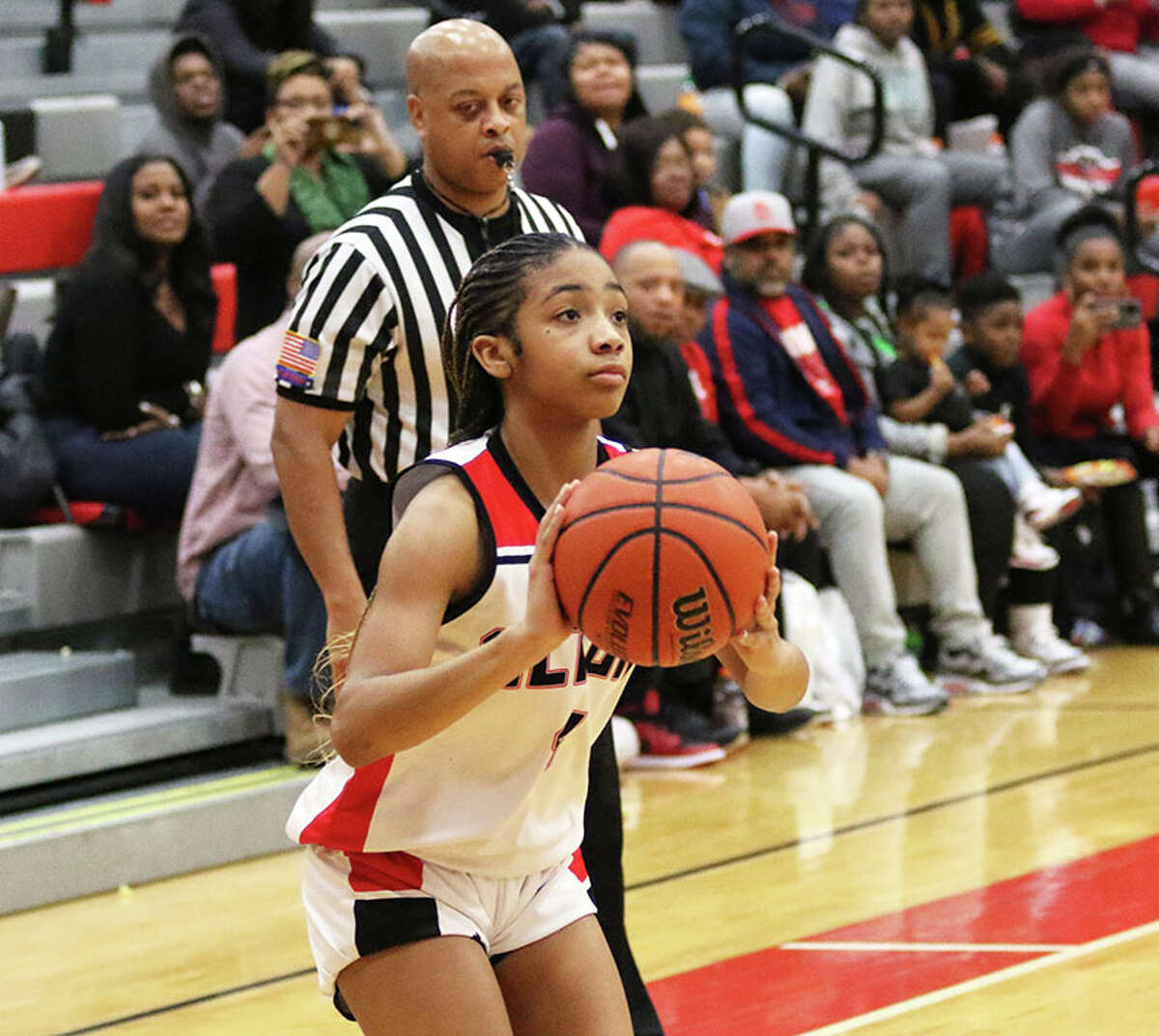 Proctor does it all as 'floor general' for the Redbirds