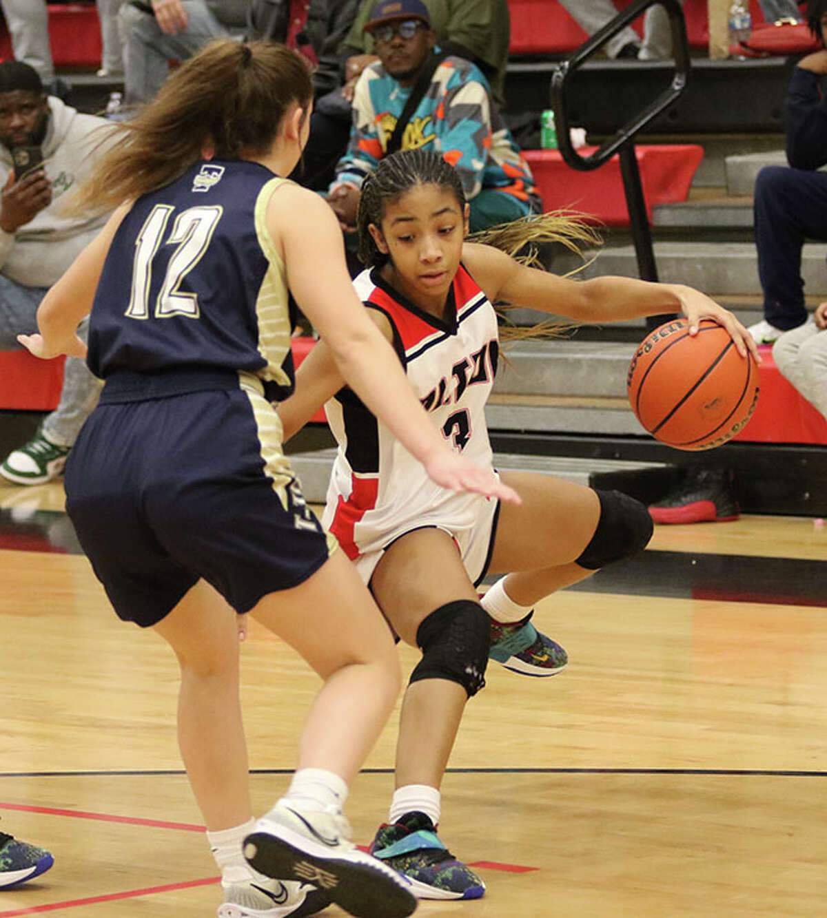 Proctor does it all as 'floor general' for the Redbirds