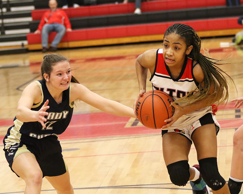 Proctor does it all as 'floor general' for the Redbirds