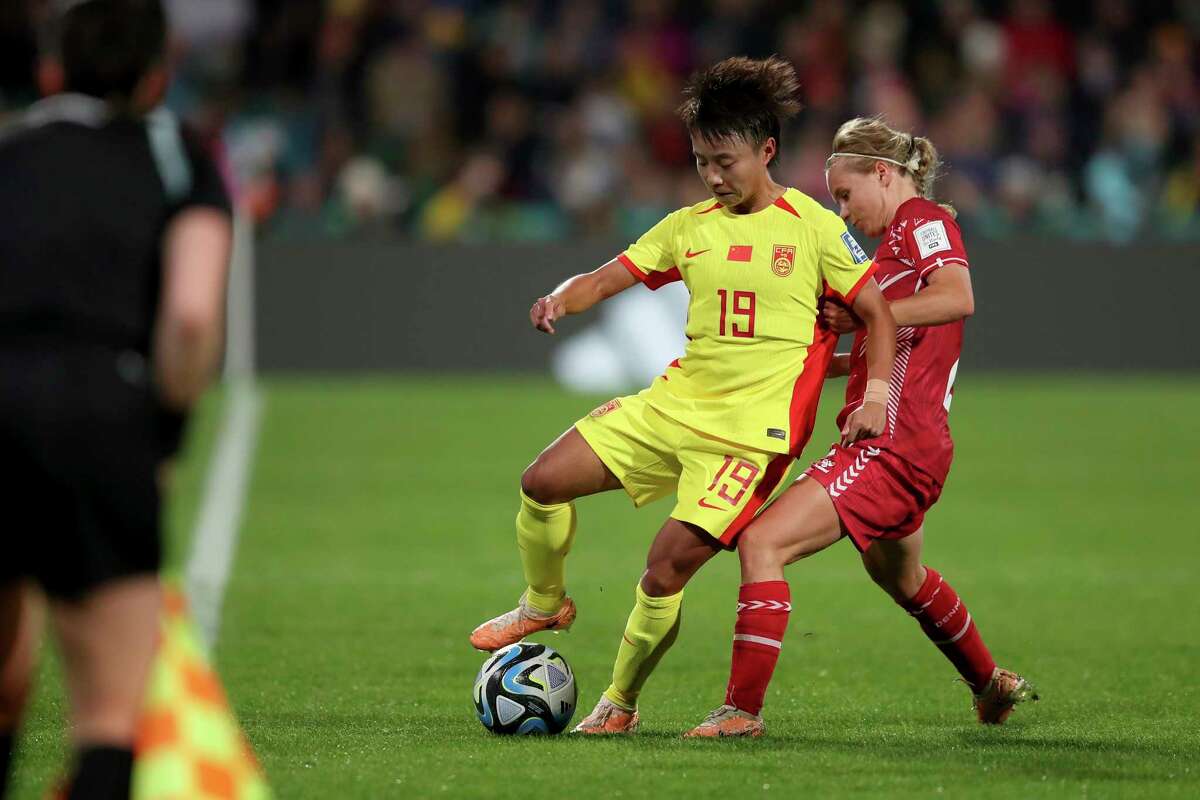 Denmark scores 90th-minute winner to defeat China at women's World Cup