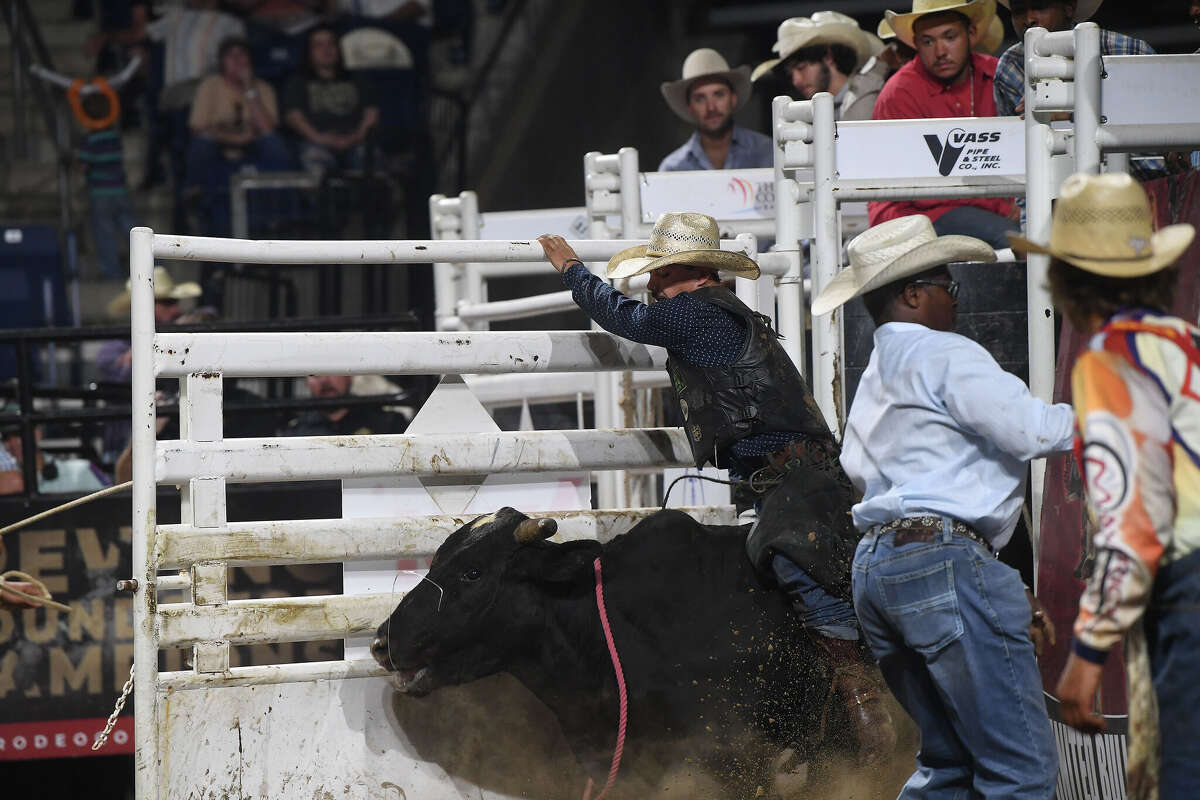 Professional bull riding offers rodeo thrills in Beaumont