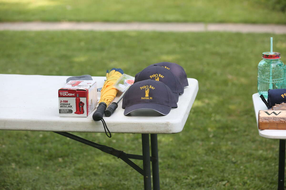 Caseville Golf Course donates to veterans with golf scramble