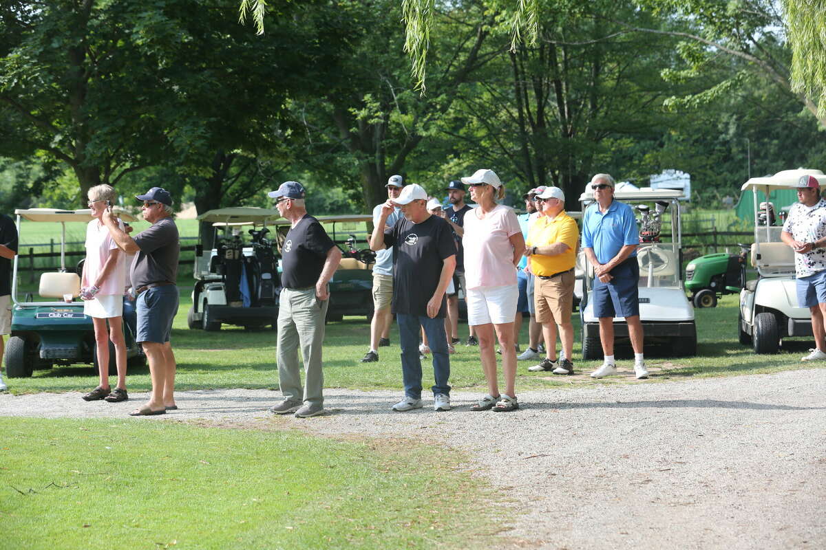 Caseville Golf Course donates to veterans with golf scramble