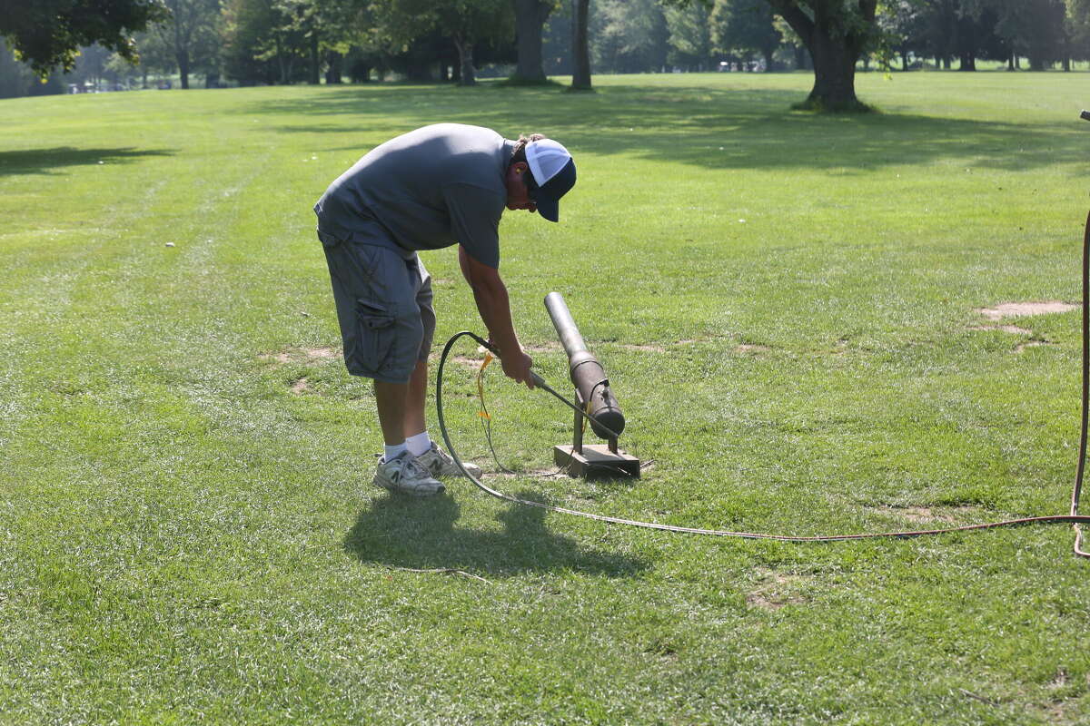 Caseville Golf Course donates to veterans with golf scramble