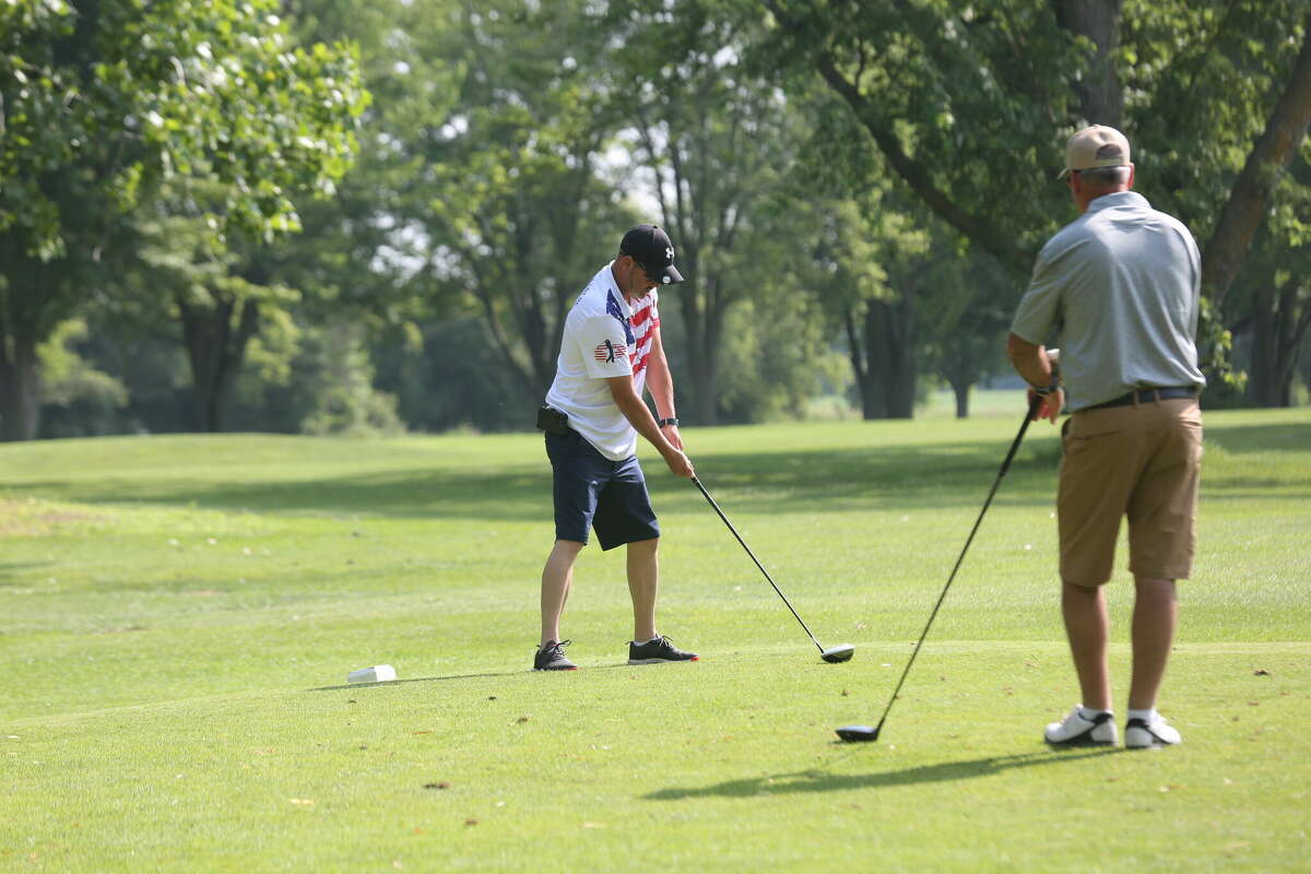 Caseville Golf Course donates to veterans with golf scramble