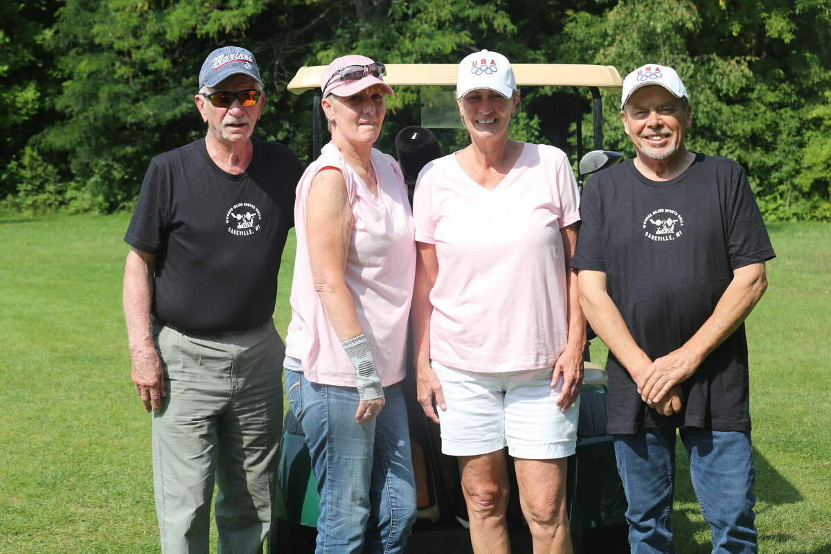 Caseville Golf Course donates to veterans with golf scramble