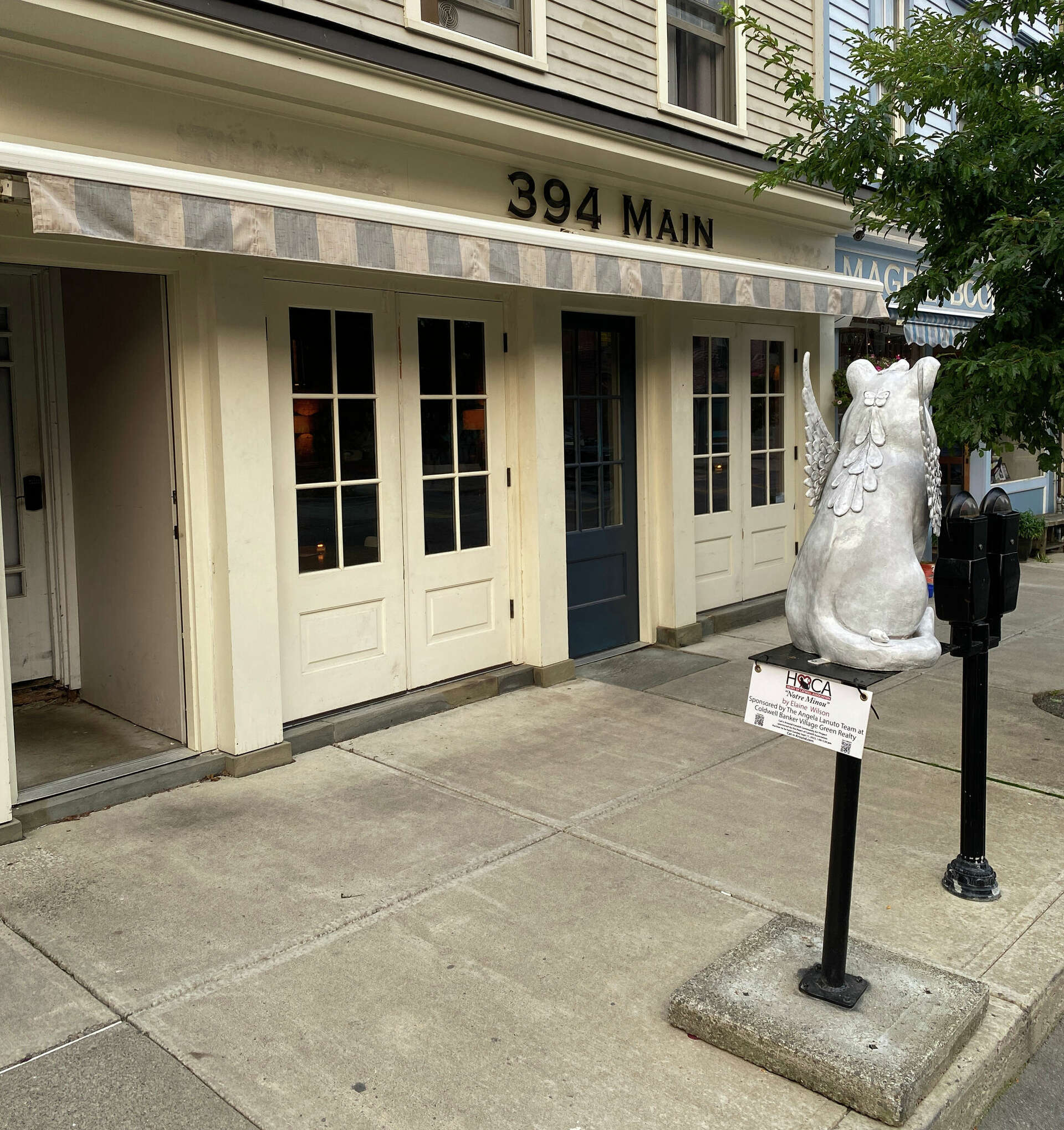 Hemlock a charming cocktail bar in Catskill