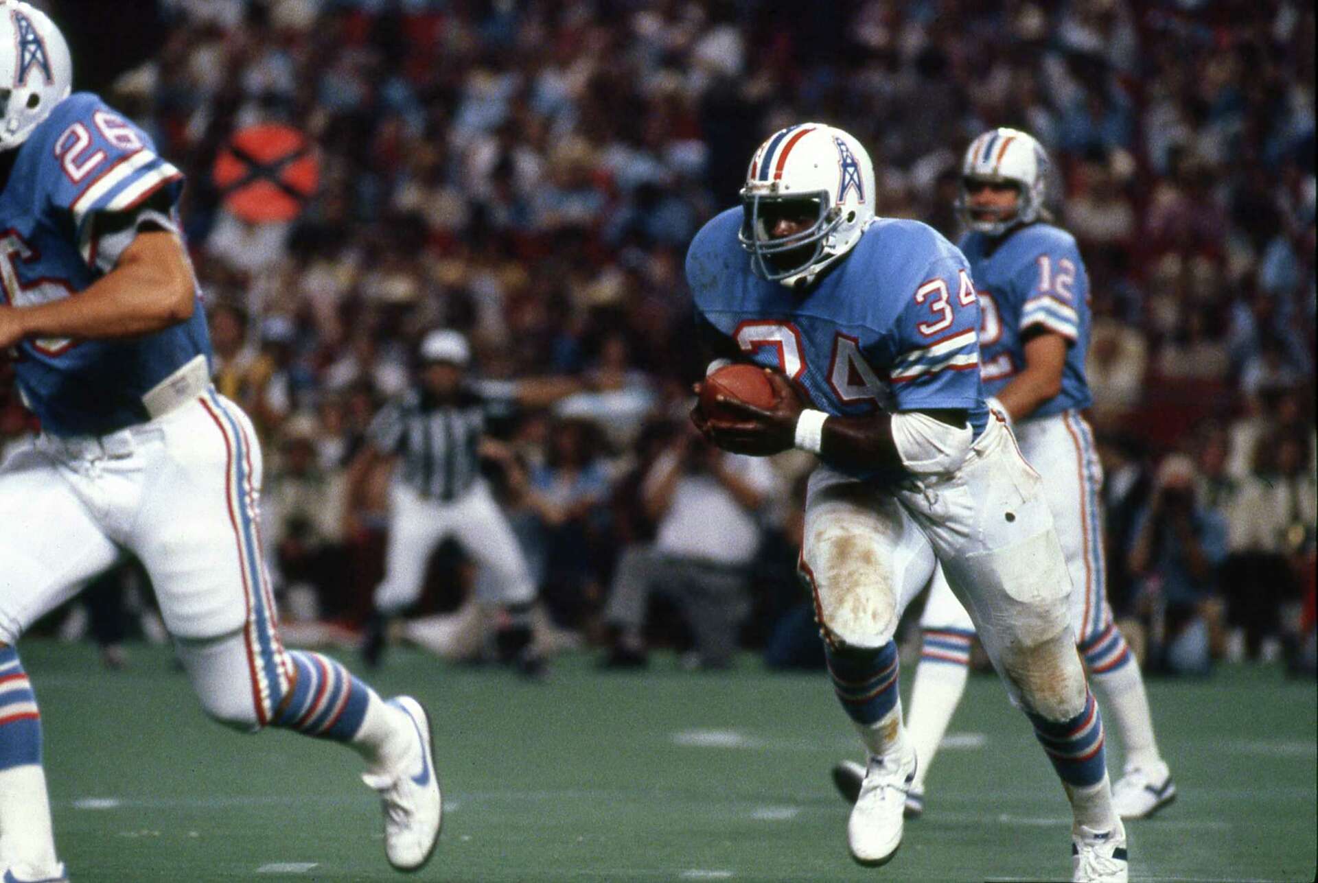 Earl Campbell, Houston icon: 1973 state title game laid his path