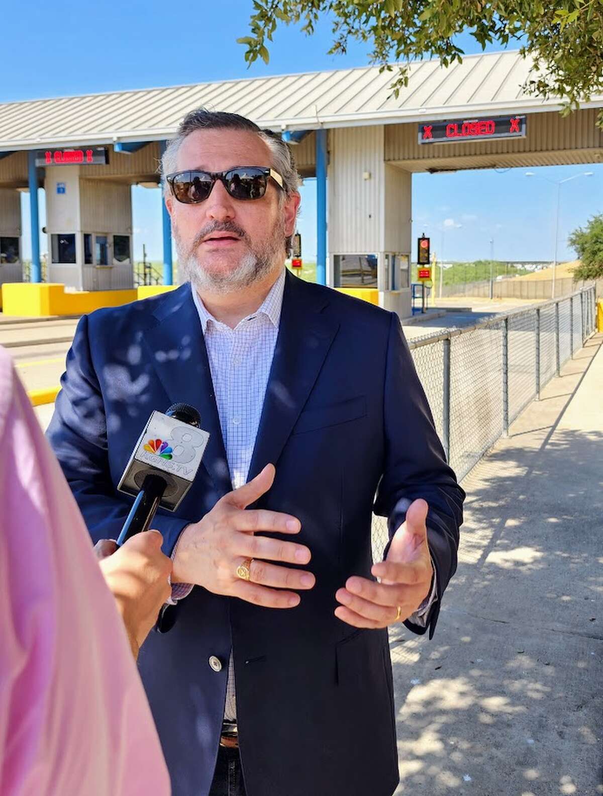 Sen. Ted Cruz tells Biden administration to 'build these damn bridges'