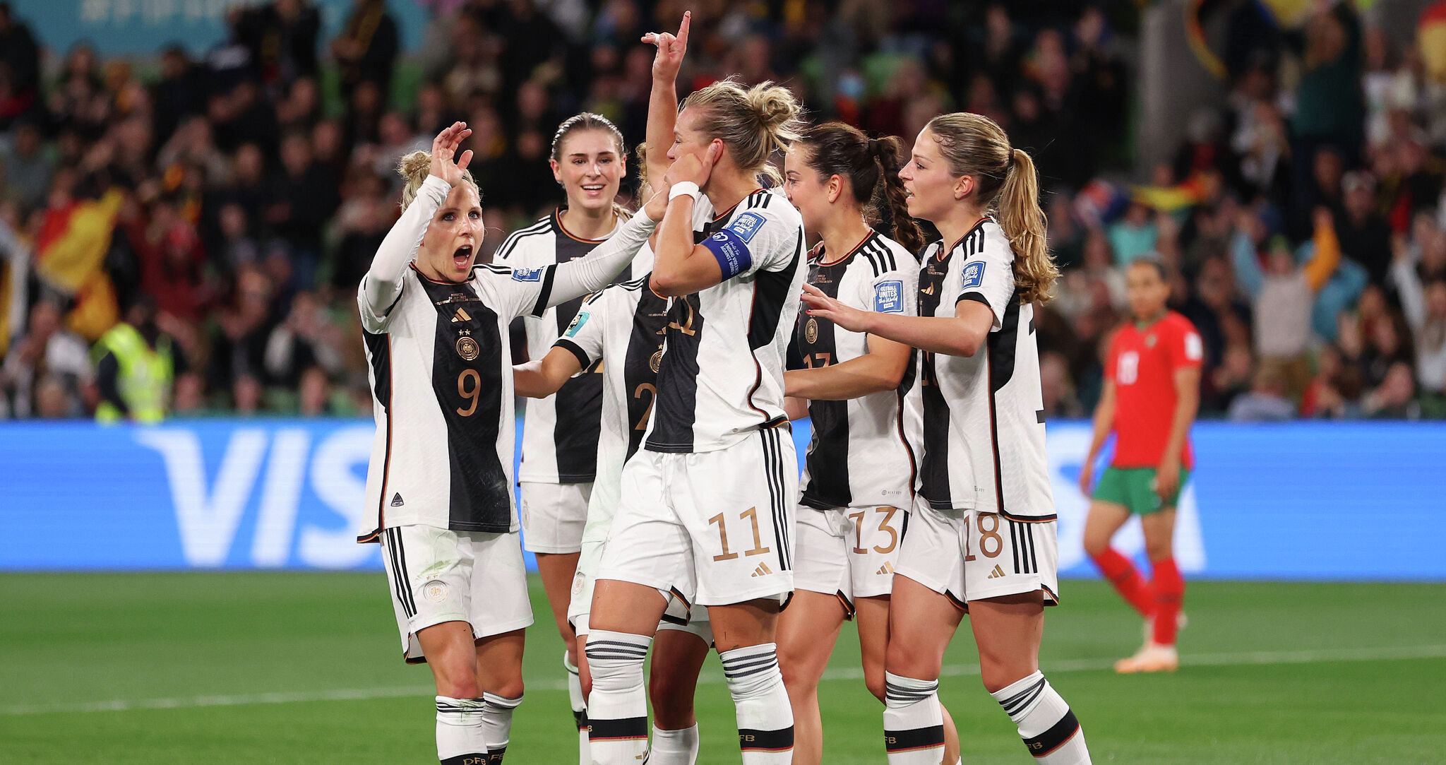 Alexandra Popp scores twice to lead Germany past Morocco