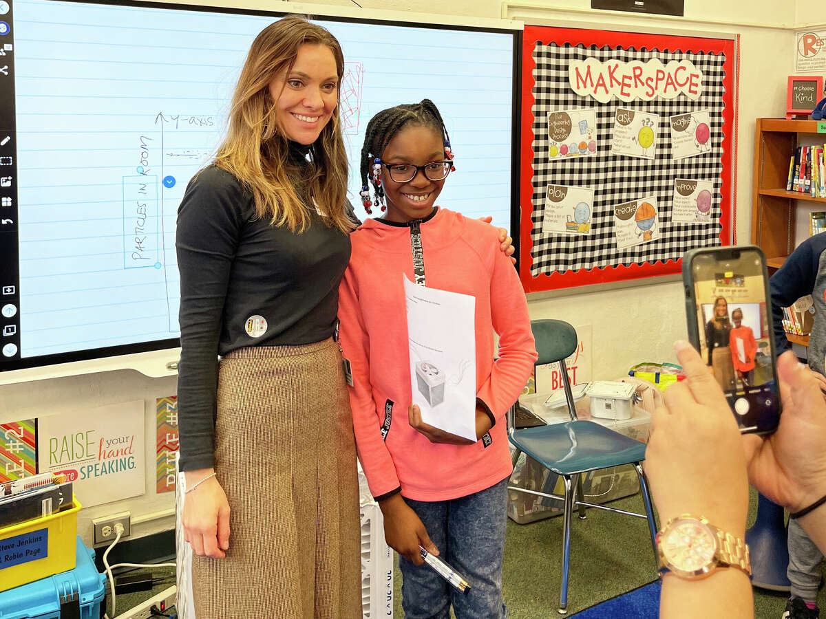 Middletown students' DIY air filters testing for EPA certification