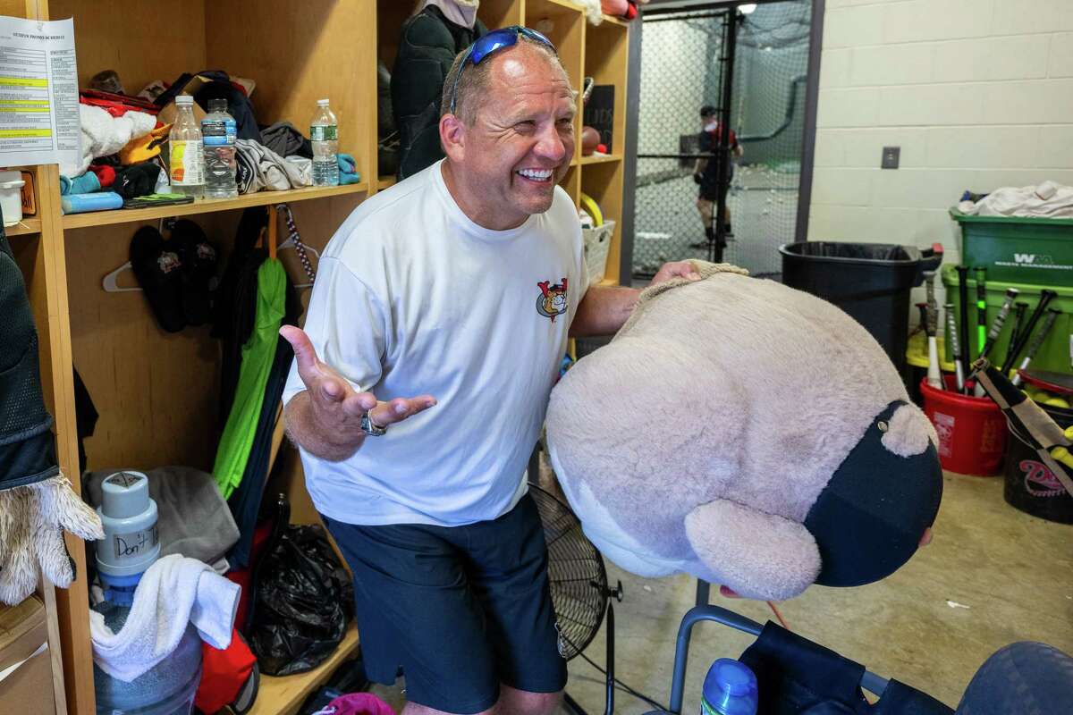 Meet ValleyCats' SouthPaw, the 'luckiest man in the world'