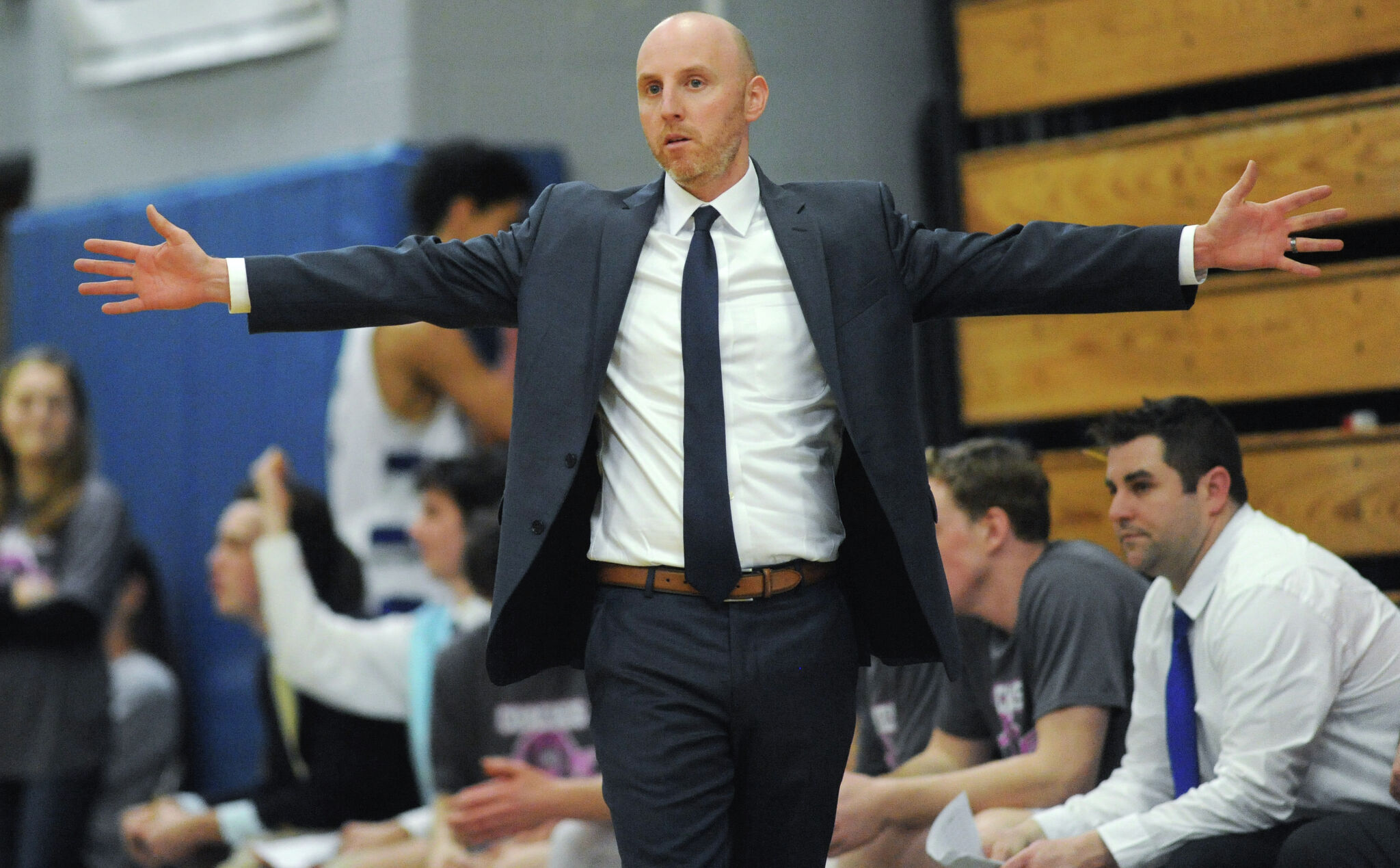 CT basketball coach John Dailey enjoying golf at CT Open golf event