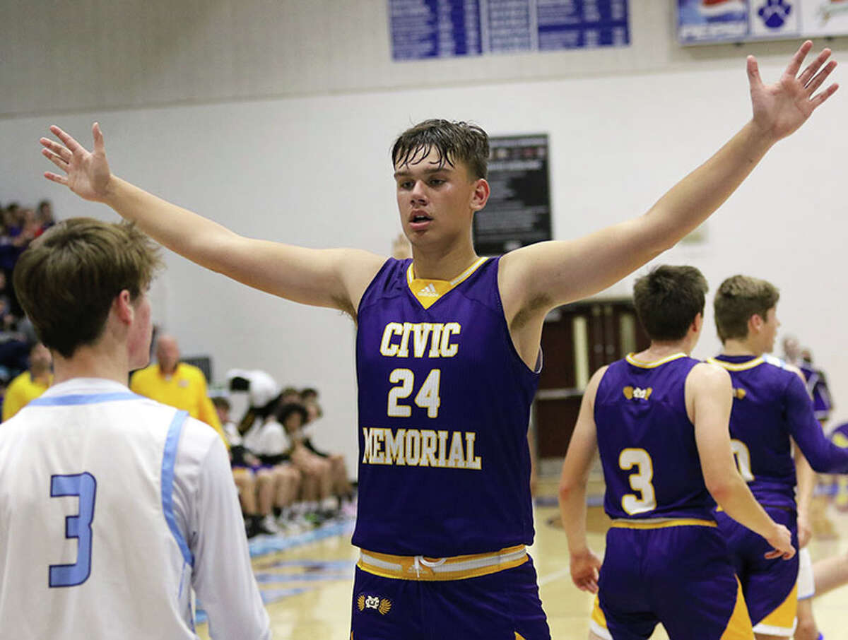 It's basketball, no matter the height, for CM 7-footer Buckley