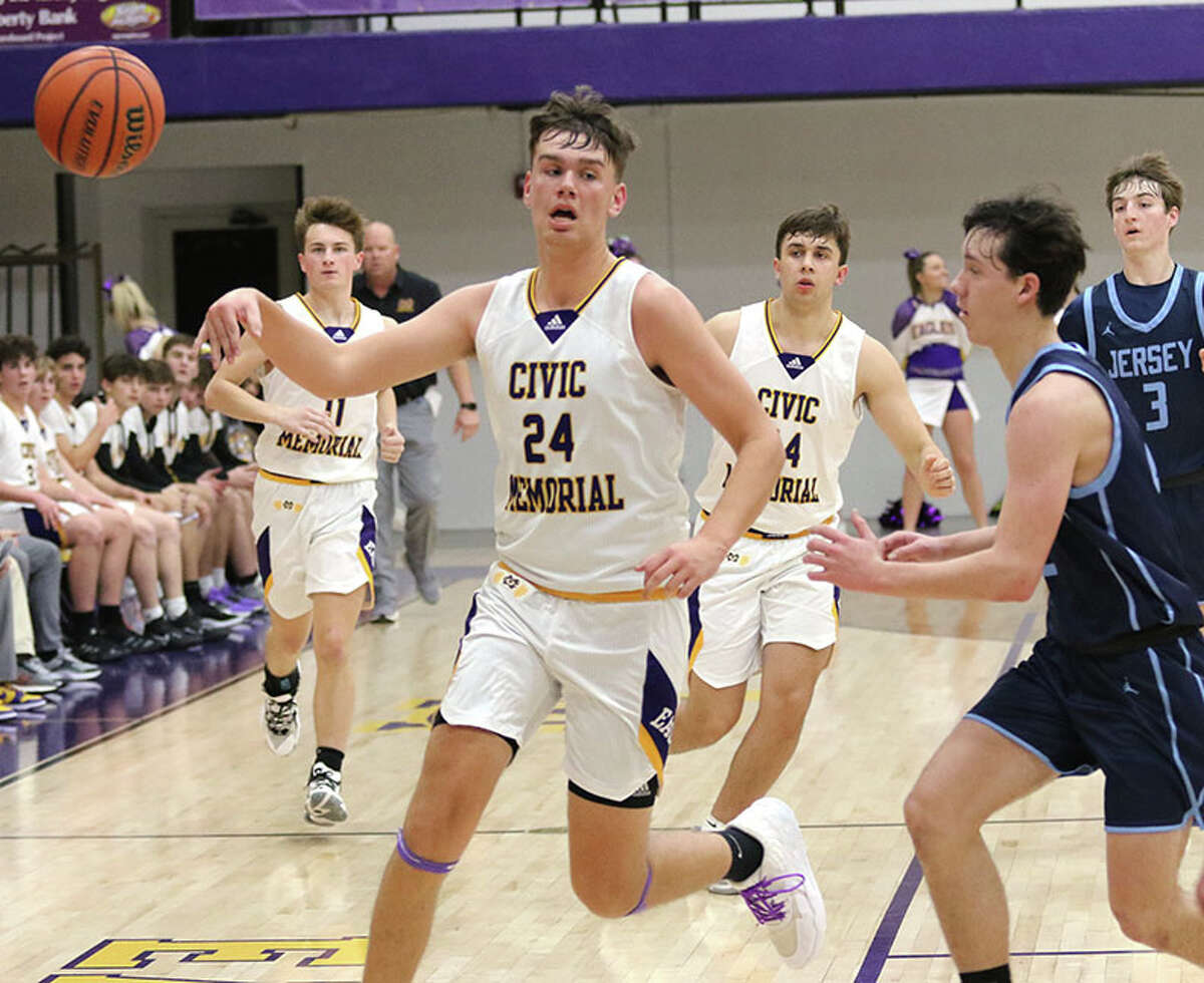 It's basketball, no matter the height, for CM 7-footer Buckley