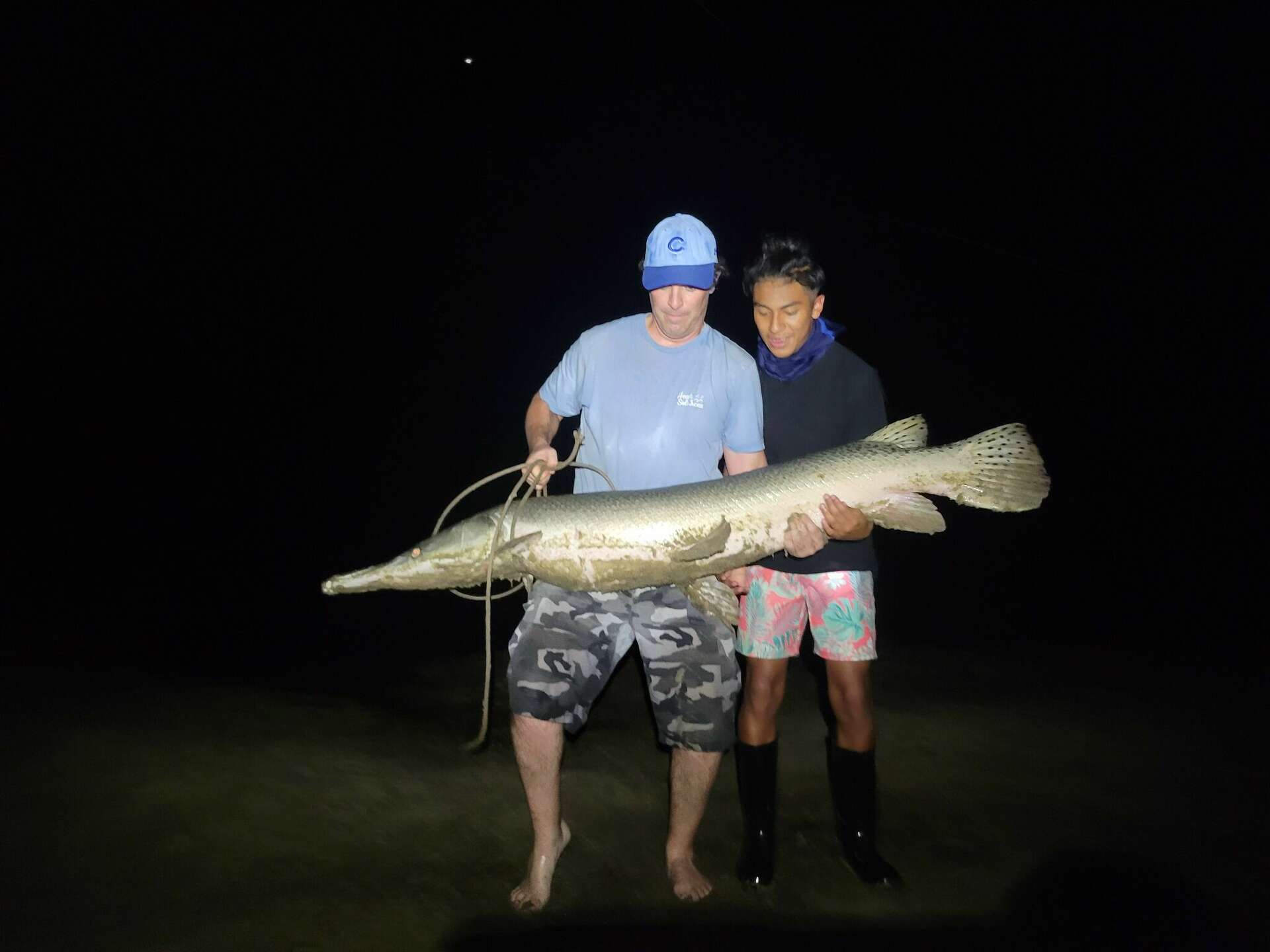 Houston angler catches massive, 250-pound alligator gar in local bayou