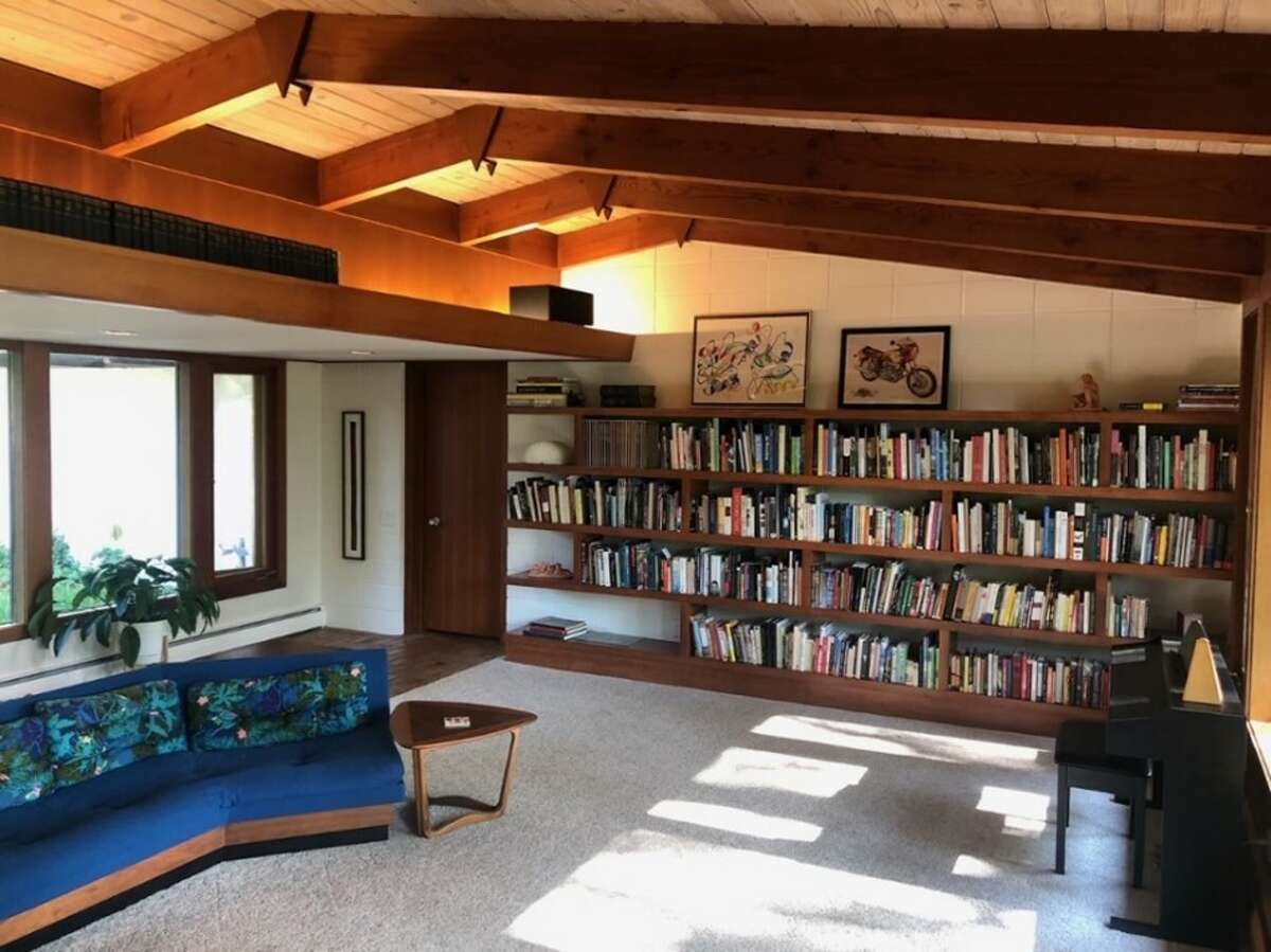 Mid Century Modern Midland features homes by Francis E. “Red” Warner