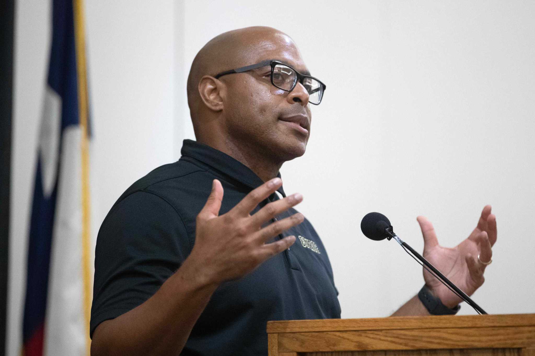 Returning Conroe ISD coaches speak at Pigskin Preview