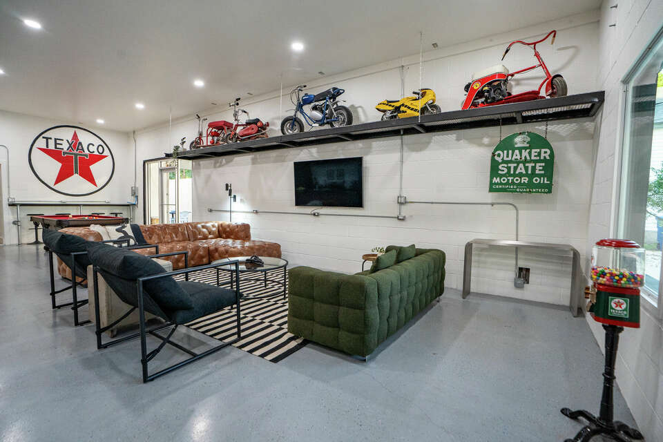 Texas Hill Country Texaco turns into retro Airbnb rental