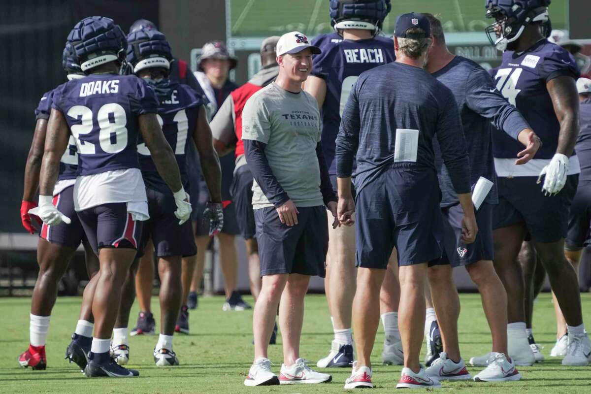 Houston Texans: C.J. Stroud vs. Davis Mills and other camp highlights