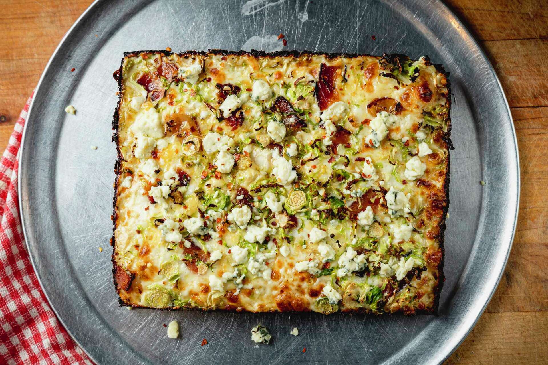 Gold Tooth Tony's Houston review: Detroit-style pizzas with bold quirk
