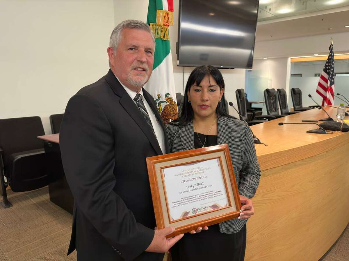 Laredo mayor Trevino honored by Mexican Legislature in Mexico City