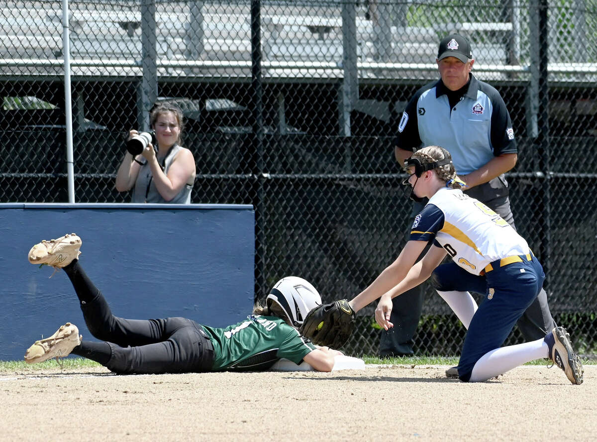 Milford, Connecticut Little League softball wins New England Regional