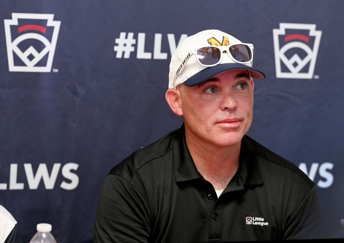 Milford, Connecticut Little League softball wins New England Regional