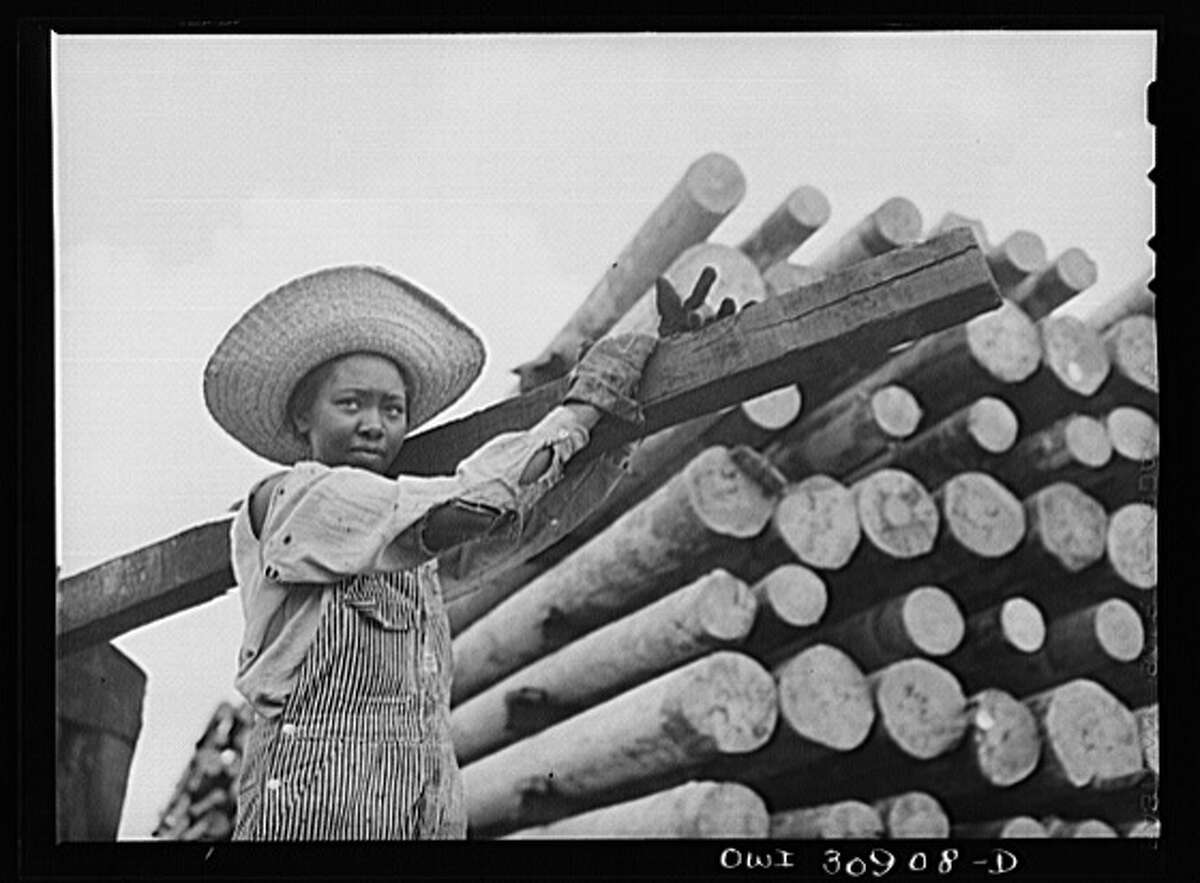 Houston eyes past relocations for move from Fifth Ward creosote site