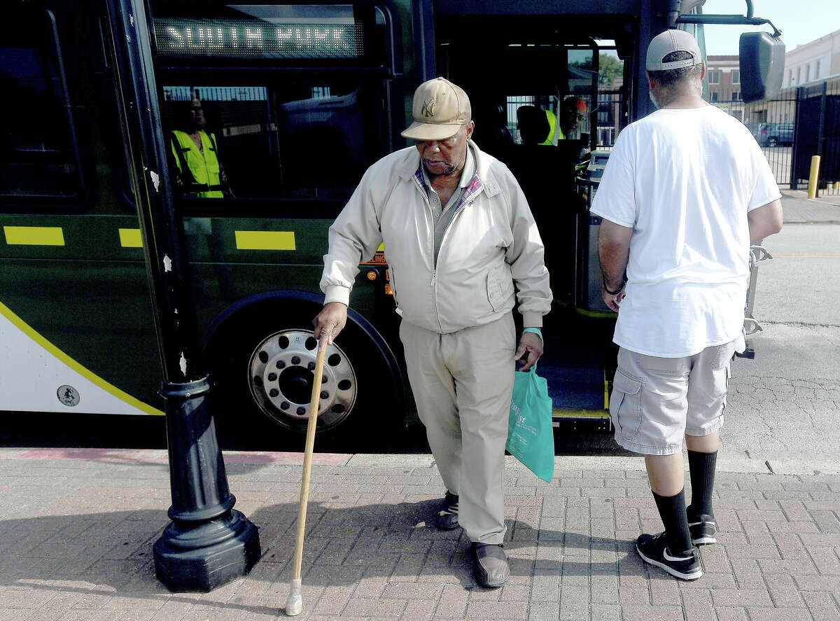 Beaumont Zip transit to offer free rides to veterans