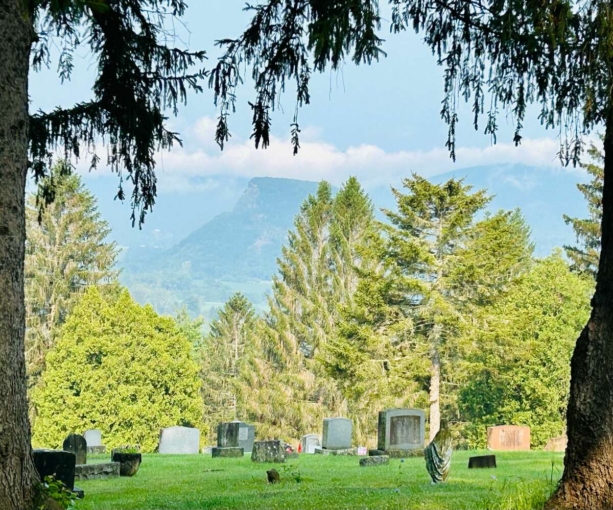 Neglected Black burial grounds in Middleburgh rededicated