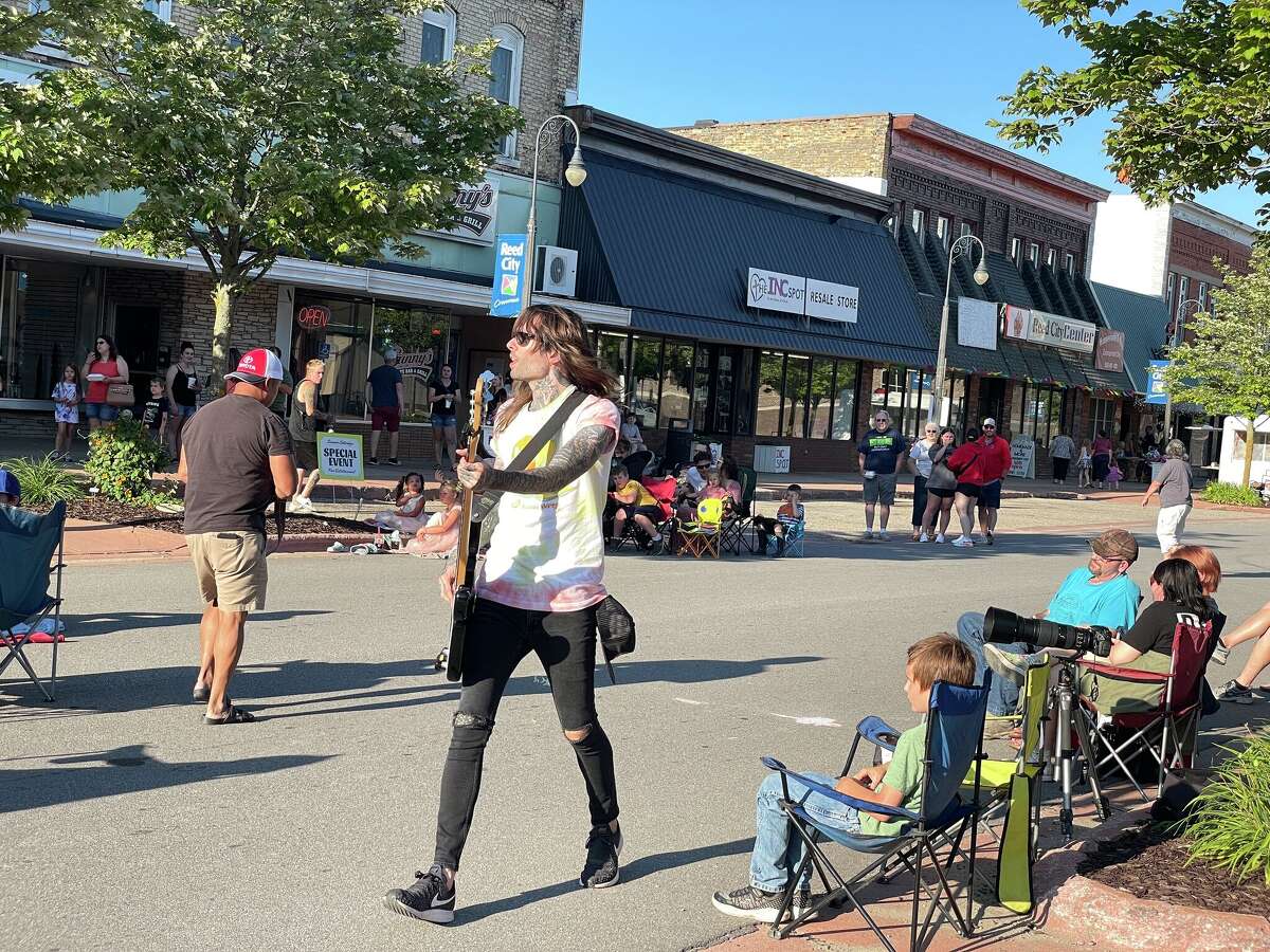 Reed City hosts Taylor Swift tribute concert