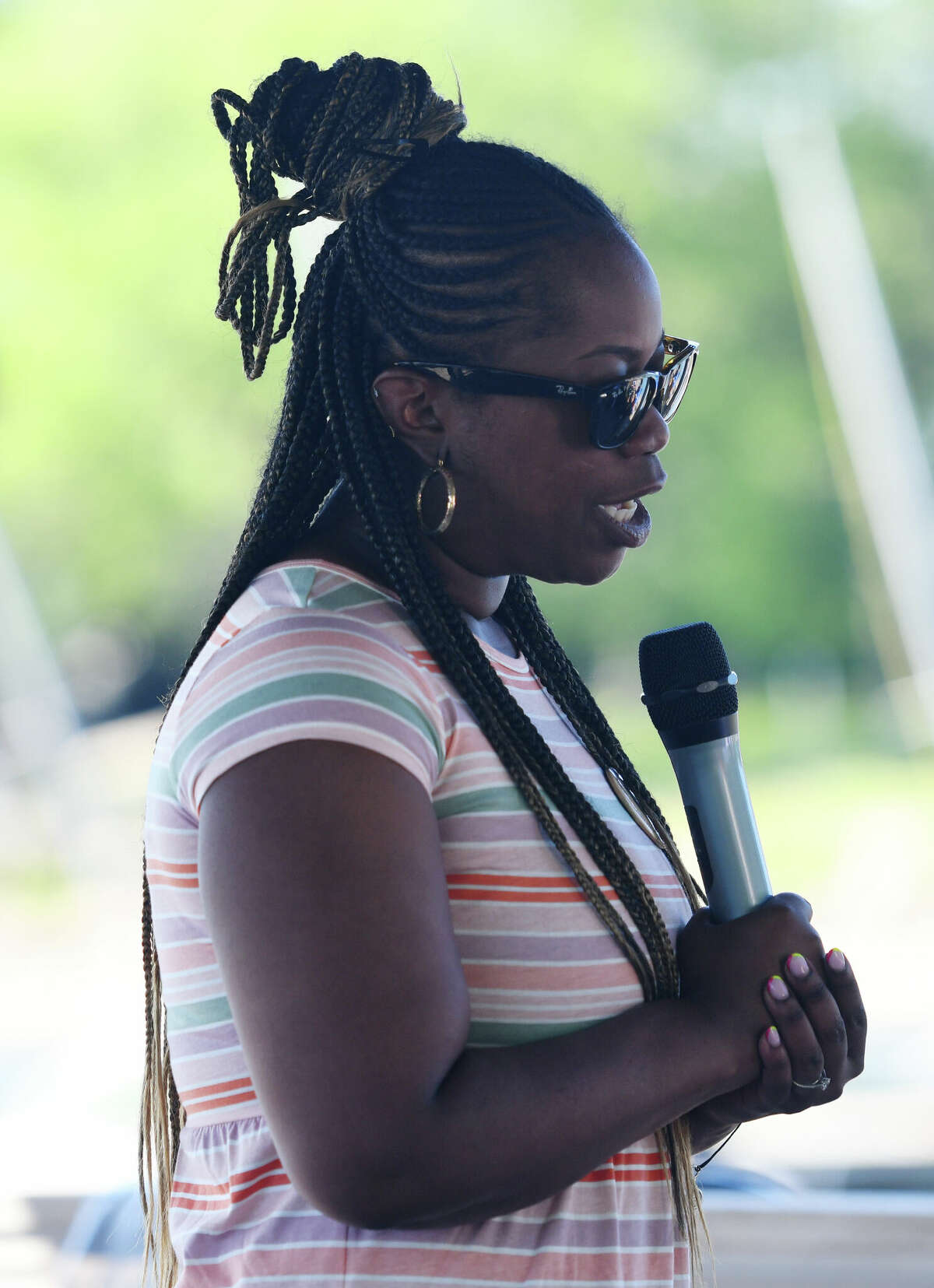 Dozens celebrate life of Stamford Rev. Tommie Jackson at Boccuzzi Park