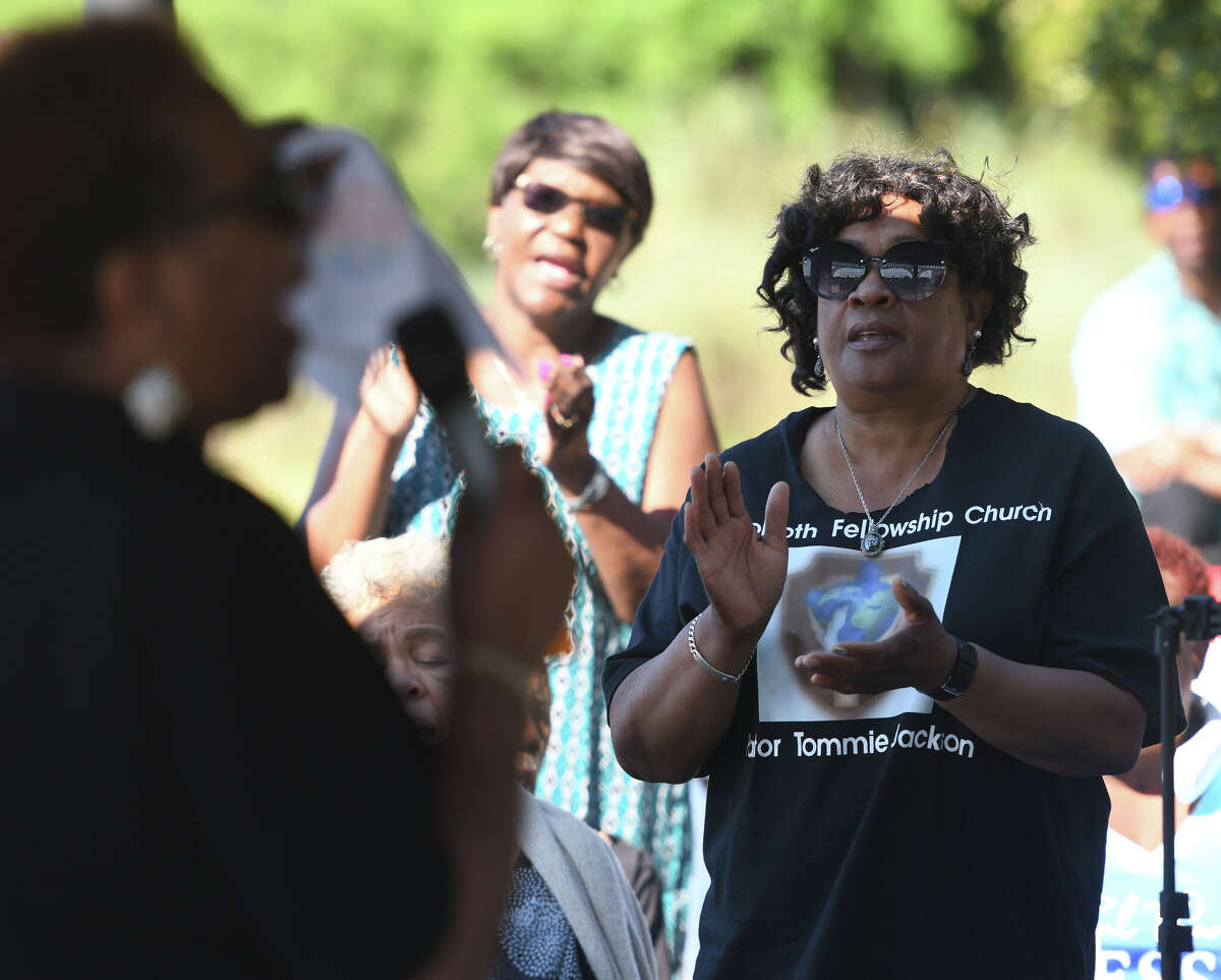 Dozens celebrate life of Stamford Rev. Tommie Jackson at Boccuzzi Park