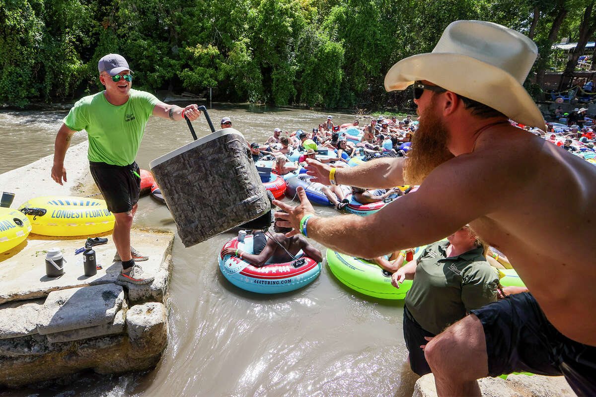New Braunfels' river rangers keep things moving on the Comal