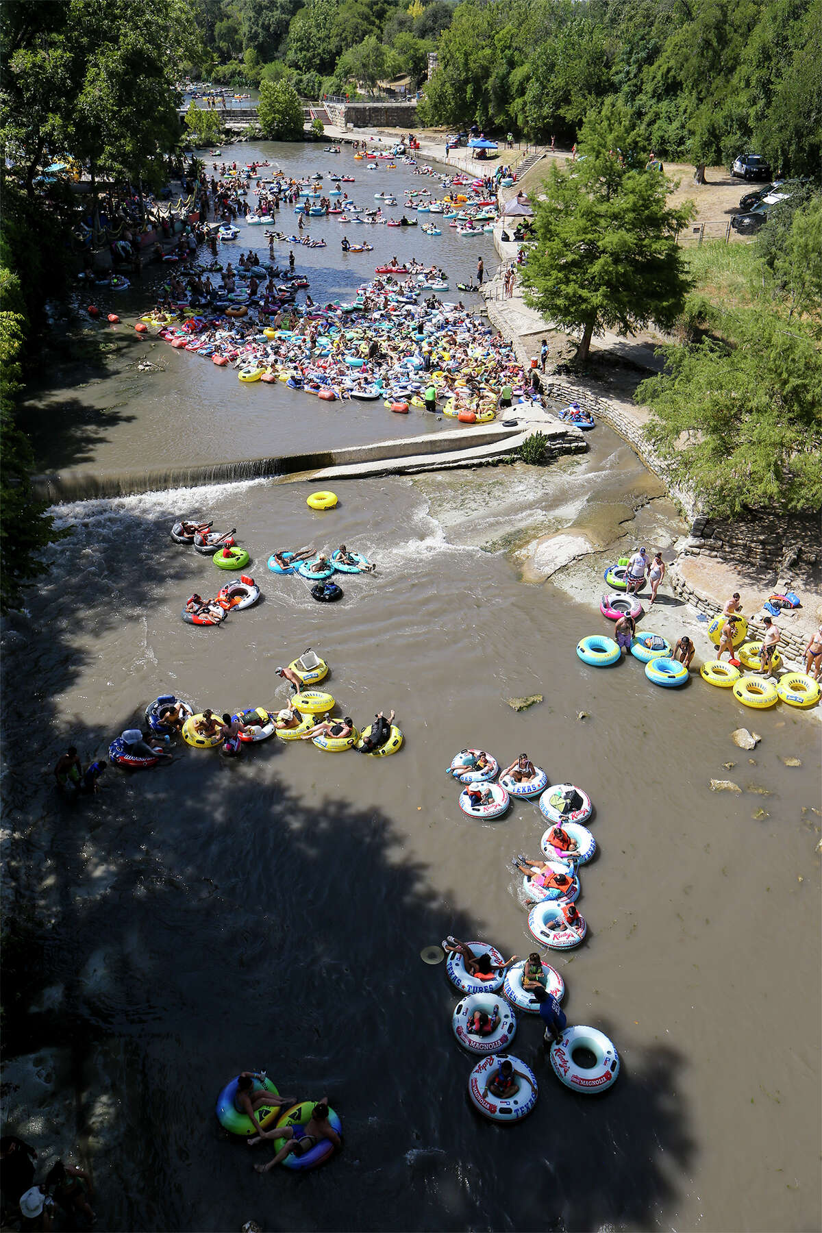 New Braunfels' river rangers keep things moving on the Comal