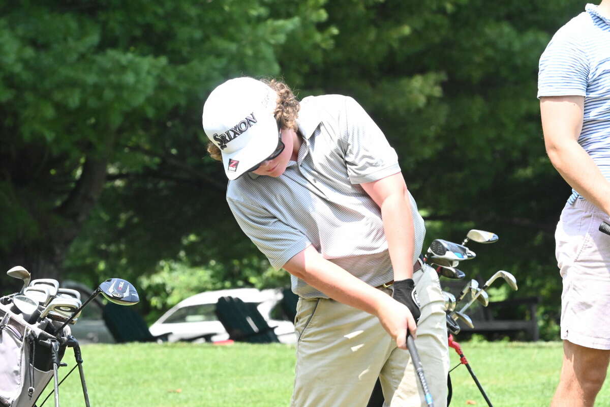 How 6 CT athletes prepare for the fall without summer coaching