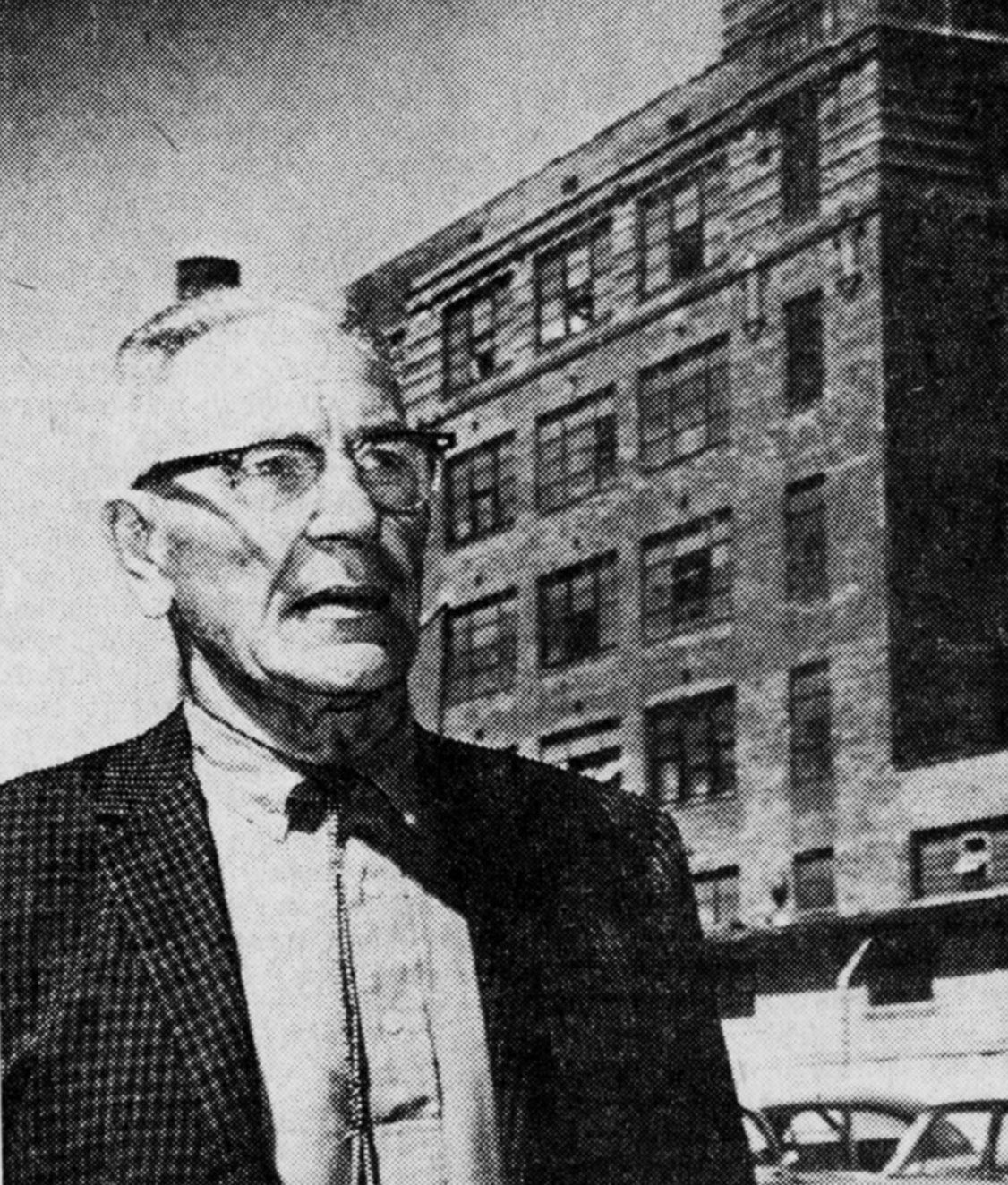 Morton Salt's Louis Fortier sets a record, nears 45 years of service