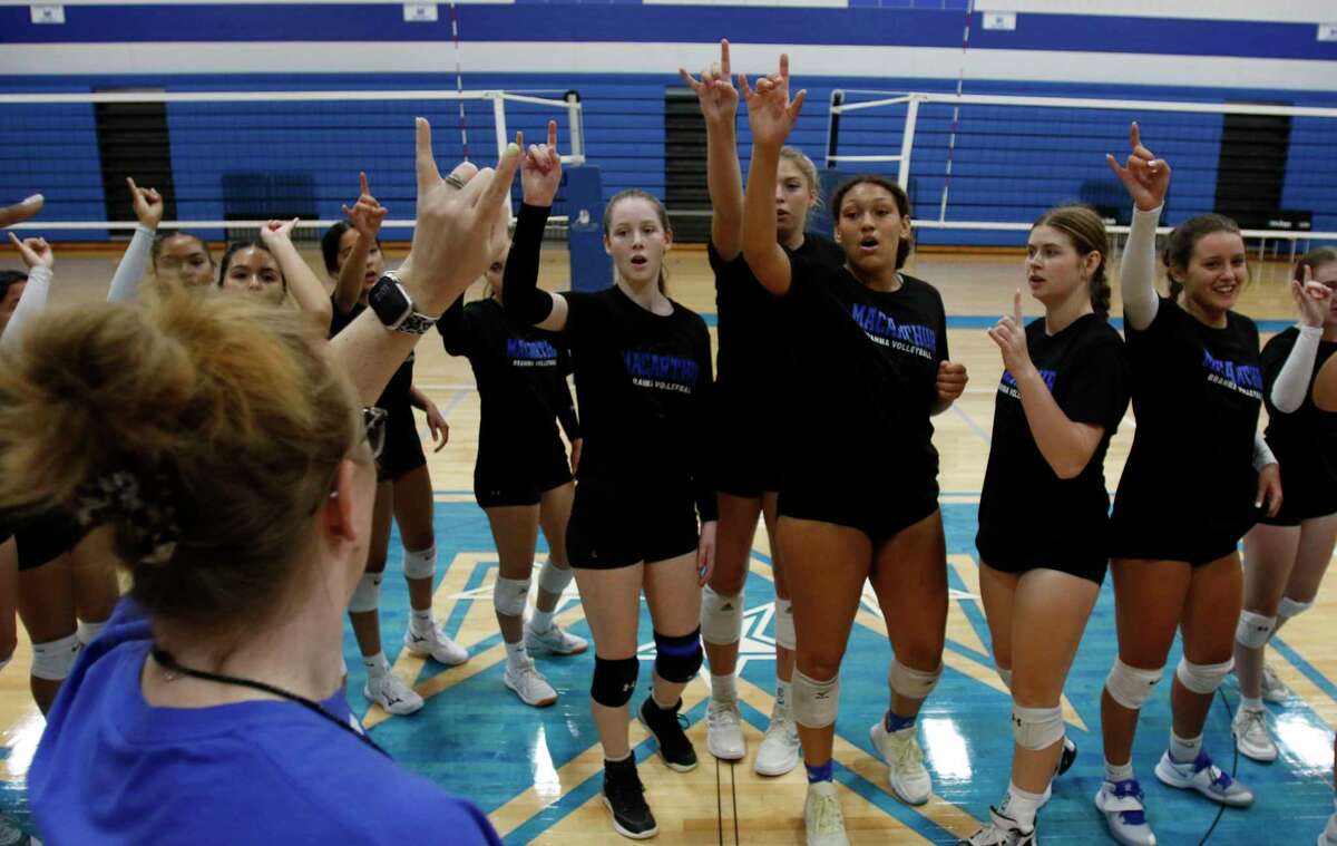 MacArthur volleyball seeks another successful year after breakthrough