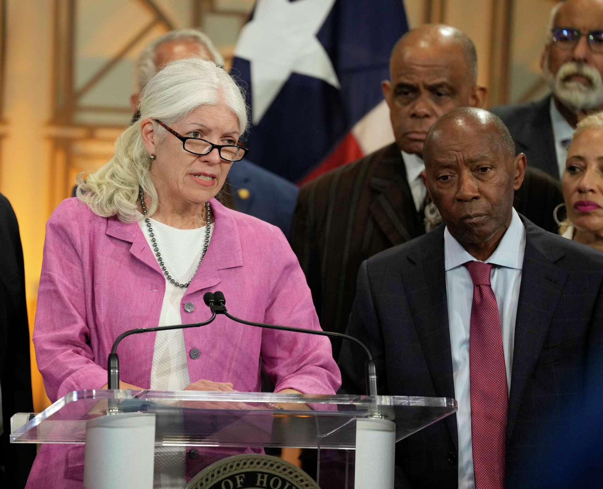 Mayor Turner condemns HISD library plan to create discipline centers