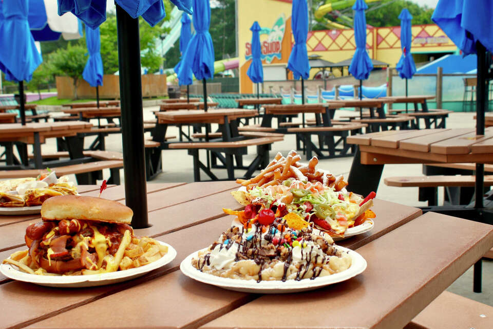 Hurricane Harbor Splashtown: Best things to do, see and eat