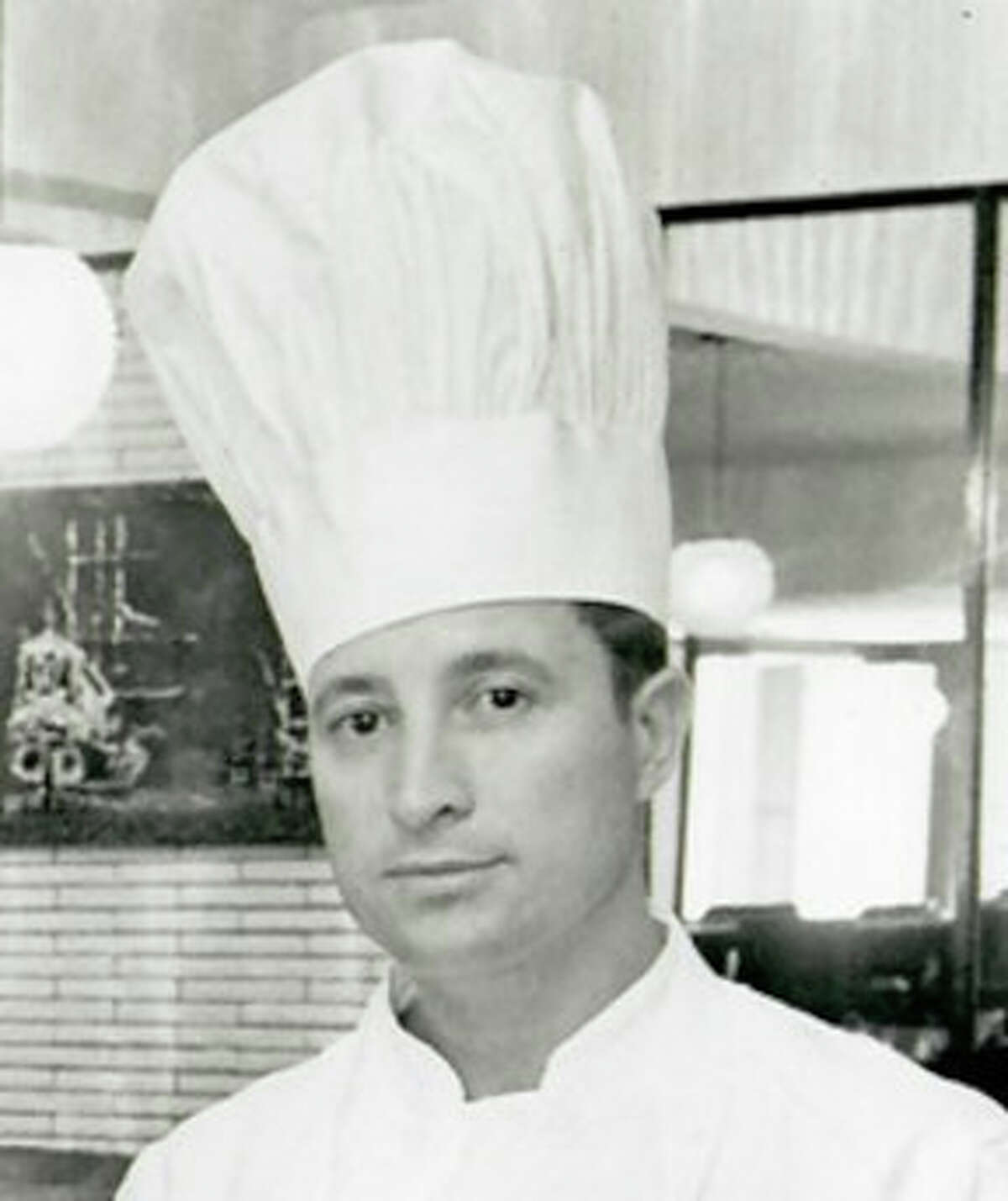 Beignet cafe opening in Albany, and bubble-tea chain expands