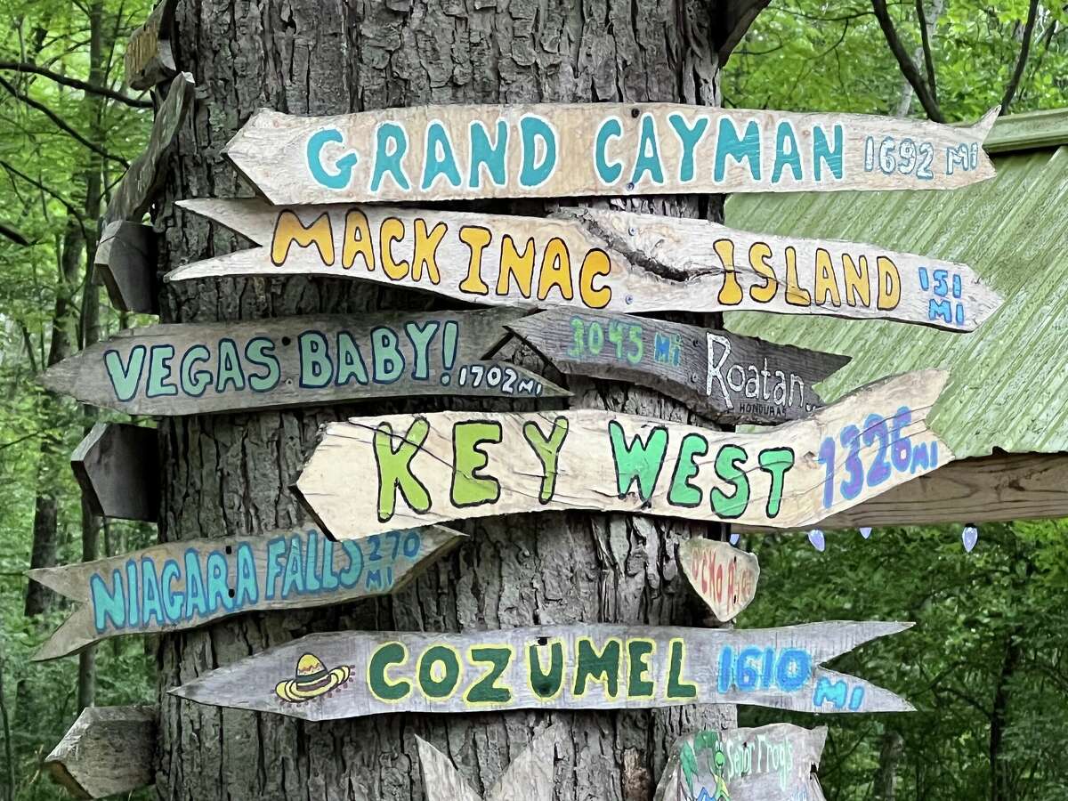 Midland couple brings Key West to their backyard