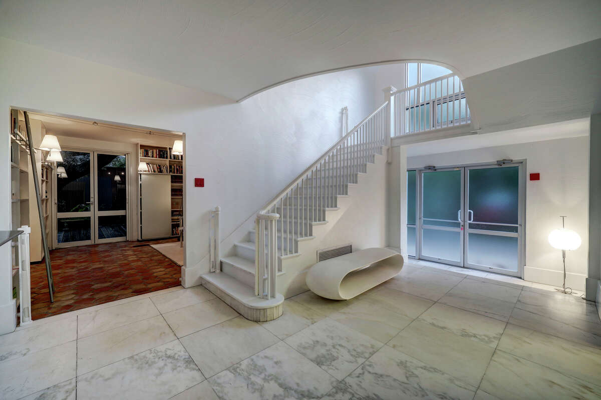 Houston surgeon Michael DeBakey's $3.5M Museum District home for sale