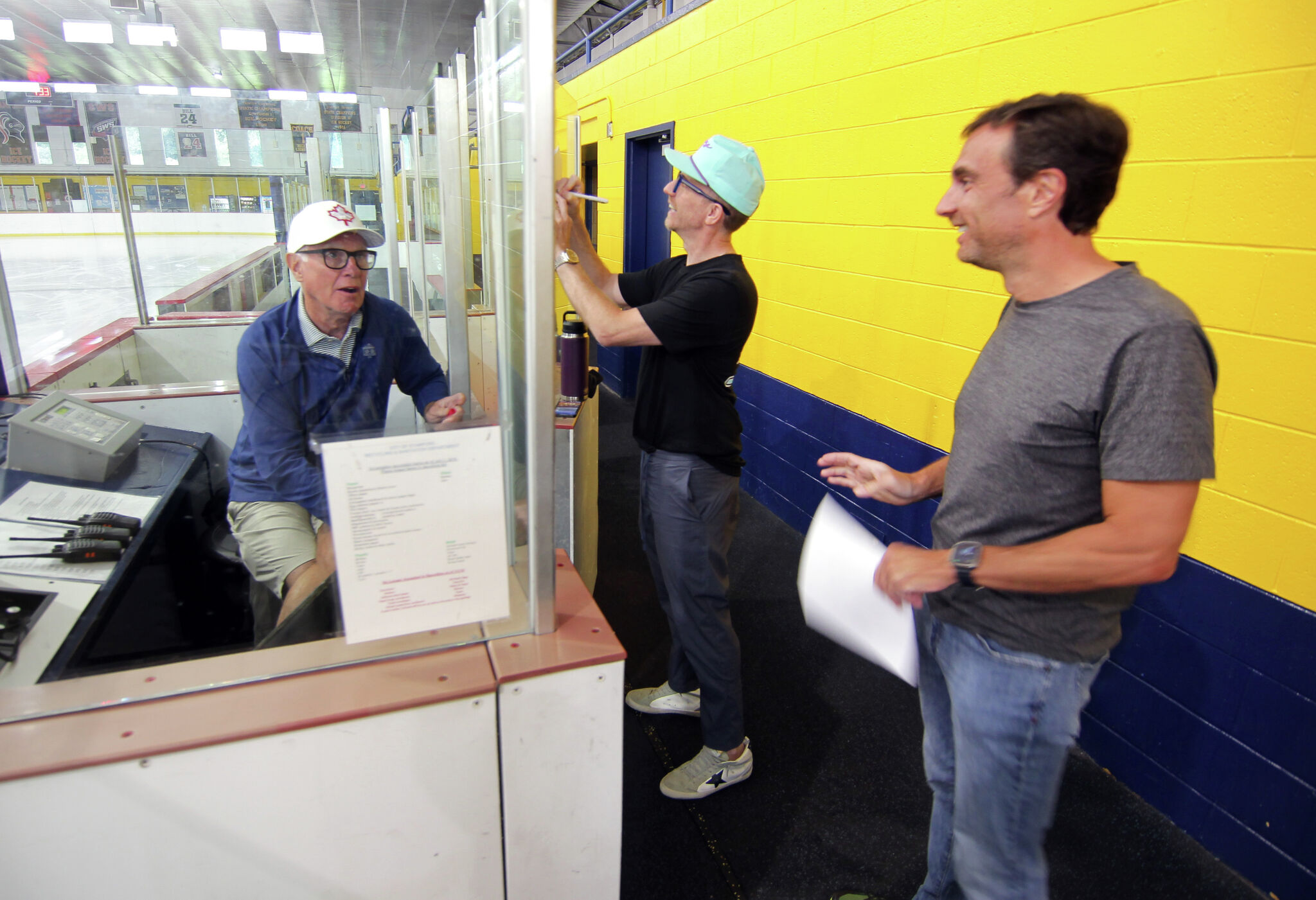 CT hockey tournament honoring Darien teen’s legacy features NHL pros