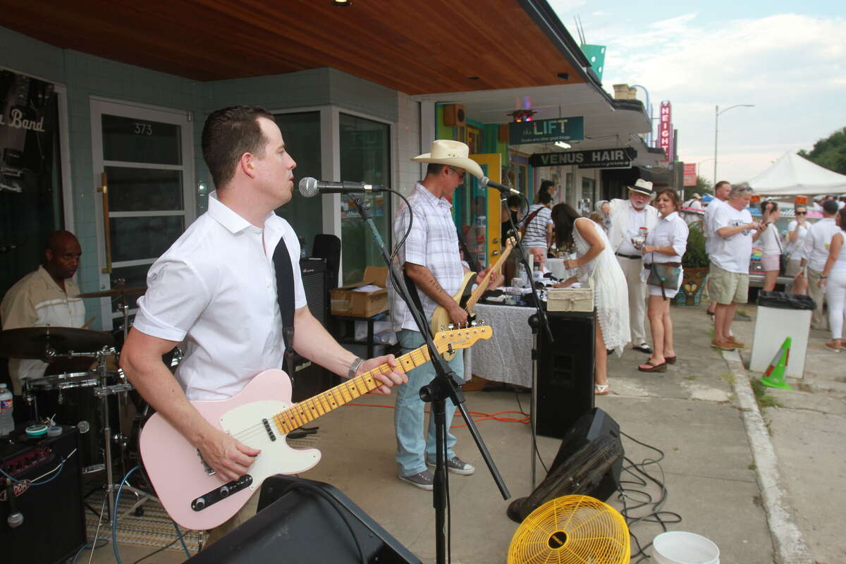 Houston White Linen Night returns to Heights: Parties, parking, more