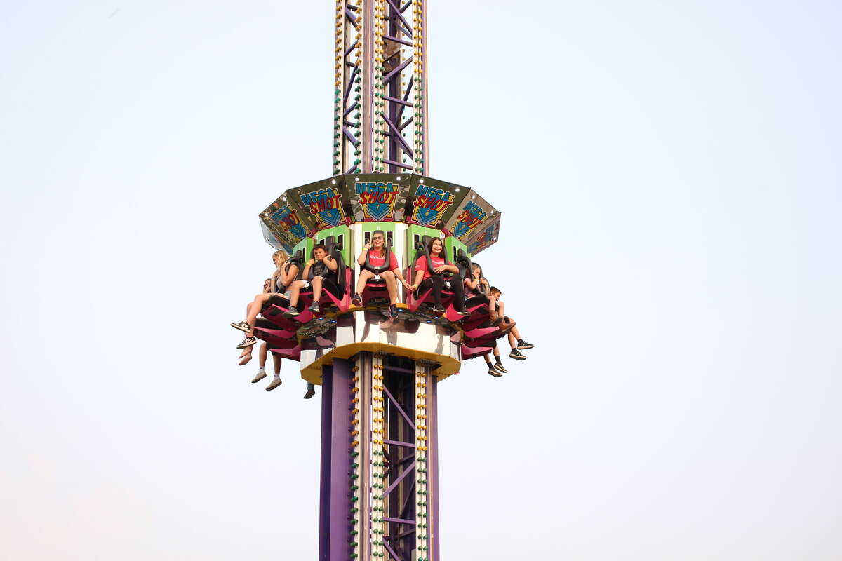 Huron Community Fair carnival opens