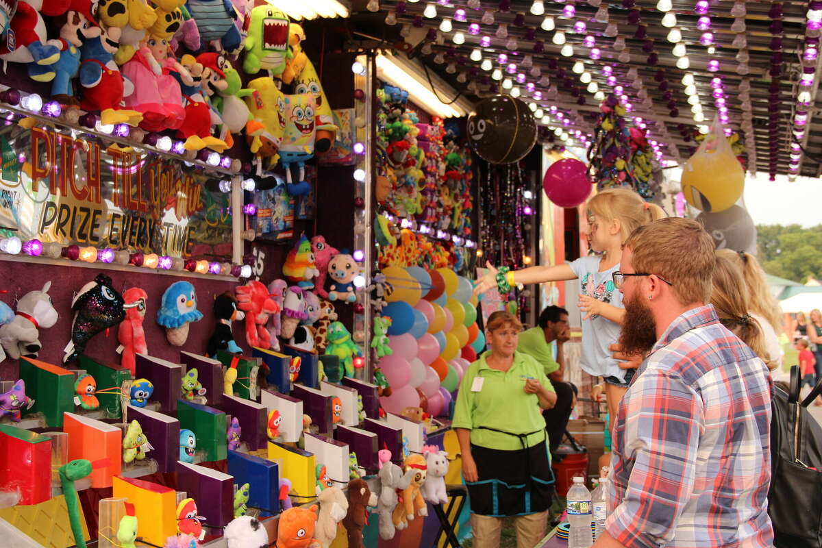 Huron Community Fair carnival opens