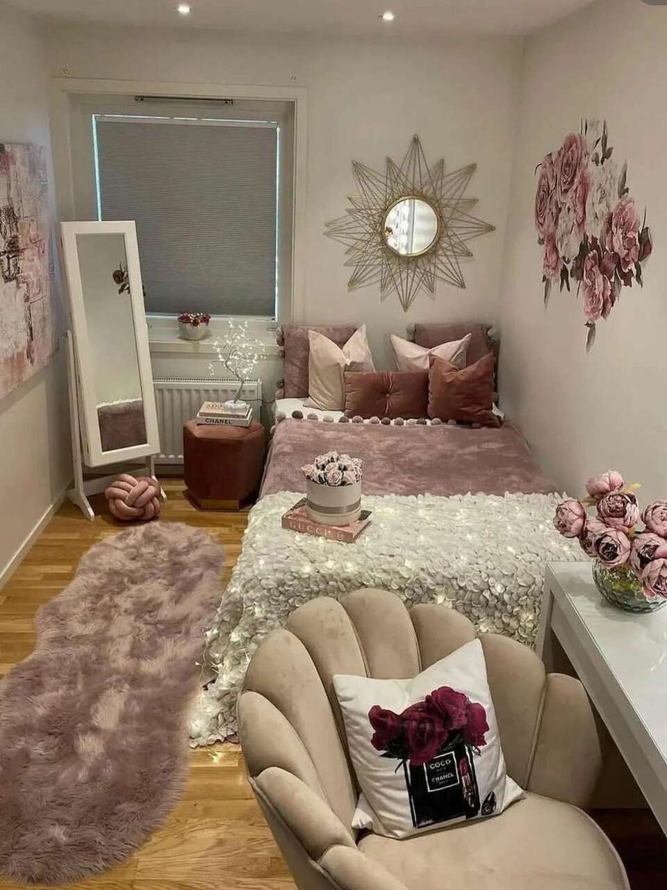 What Colors Go With Rose Gold?